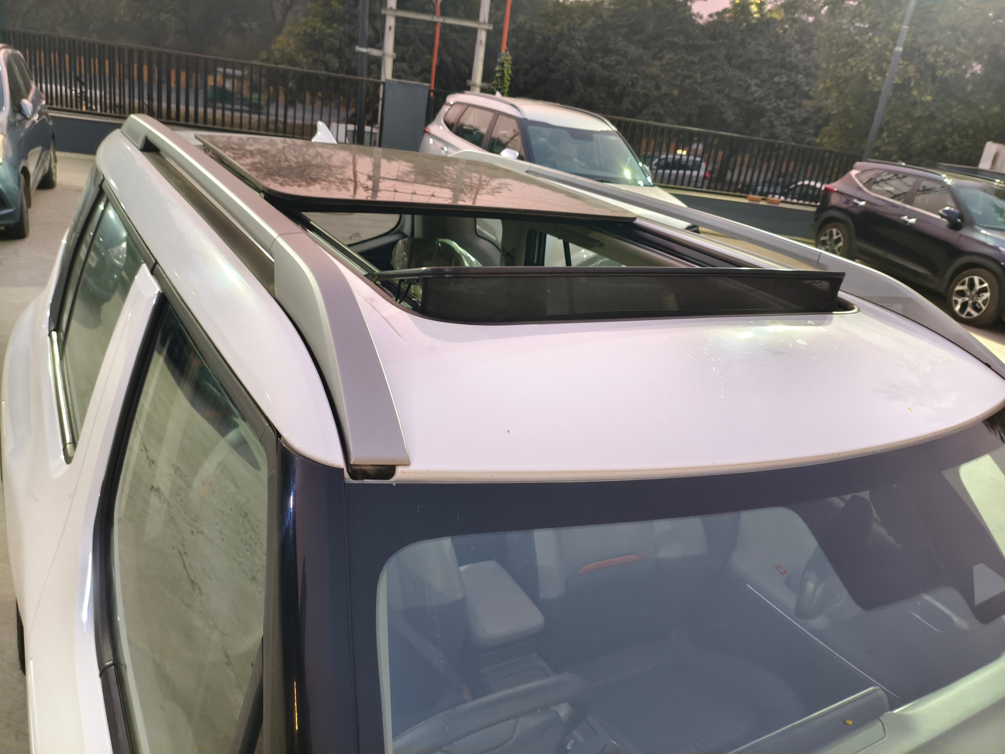 Buy Used Kia Syros HTX Plus Opt Diesel AT of 2025 model @ 16,00,000 INR in Greater Noida ...