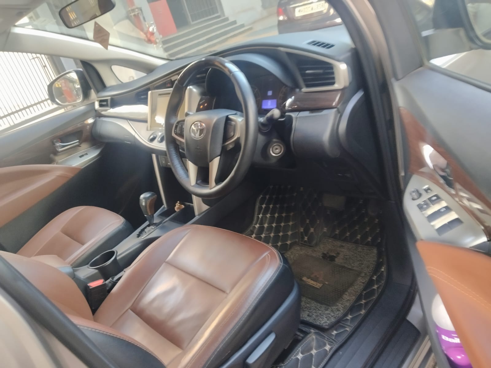 Buy Used Toyota Innova Crysta 2.8 GX AT BSIV of 2019 model @ 16,50,000 ...