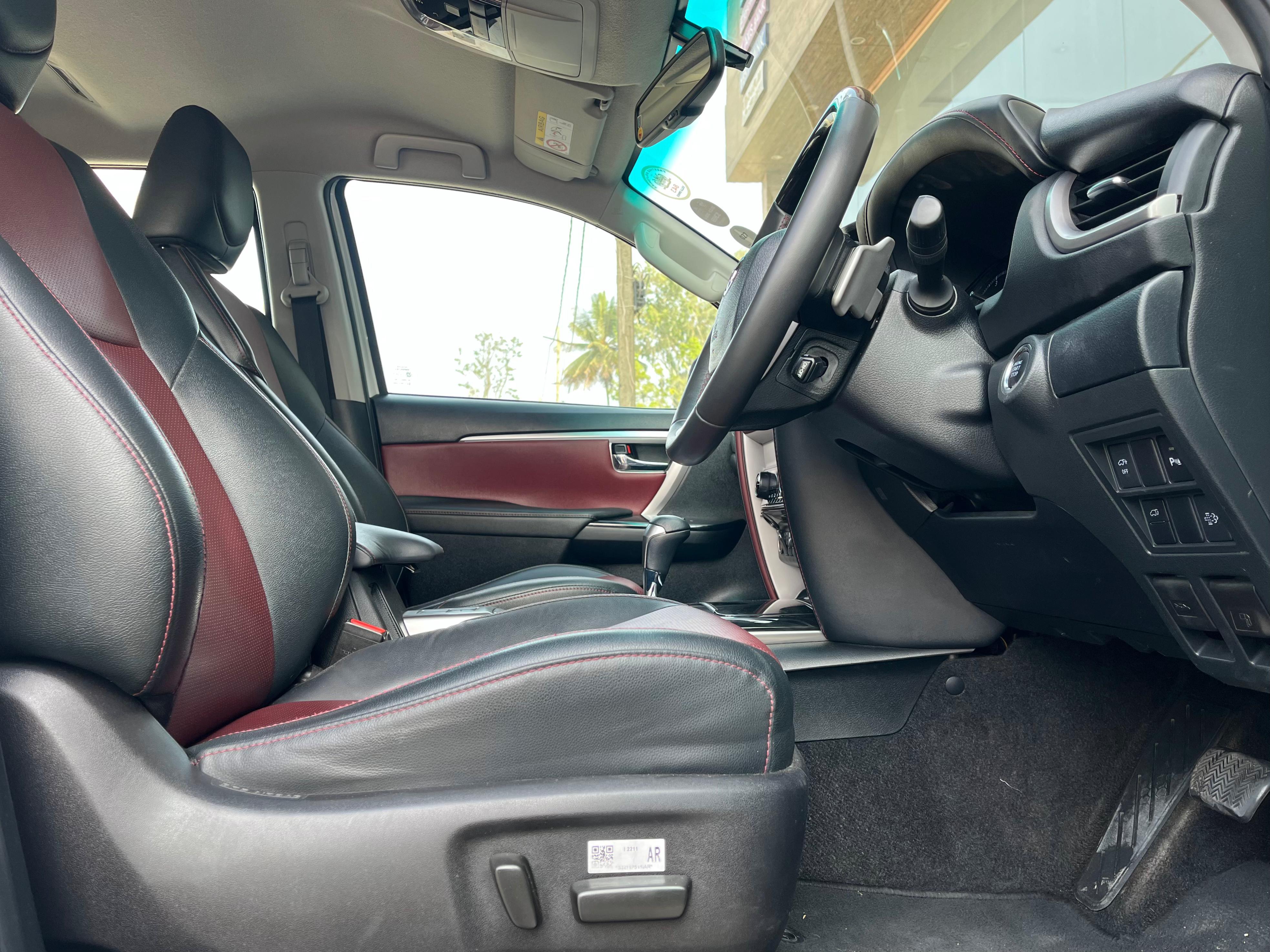 Buy Used Toyota Fortuner Legender 4x4 AT 2023 of 2023 model @ 47,50,000 ...