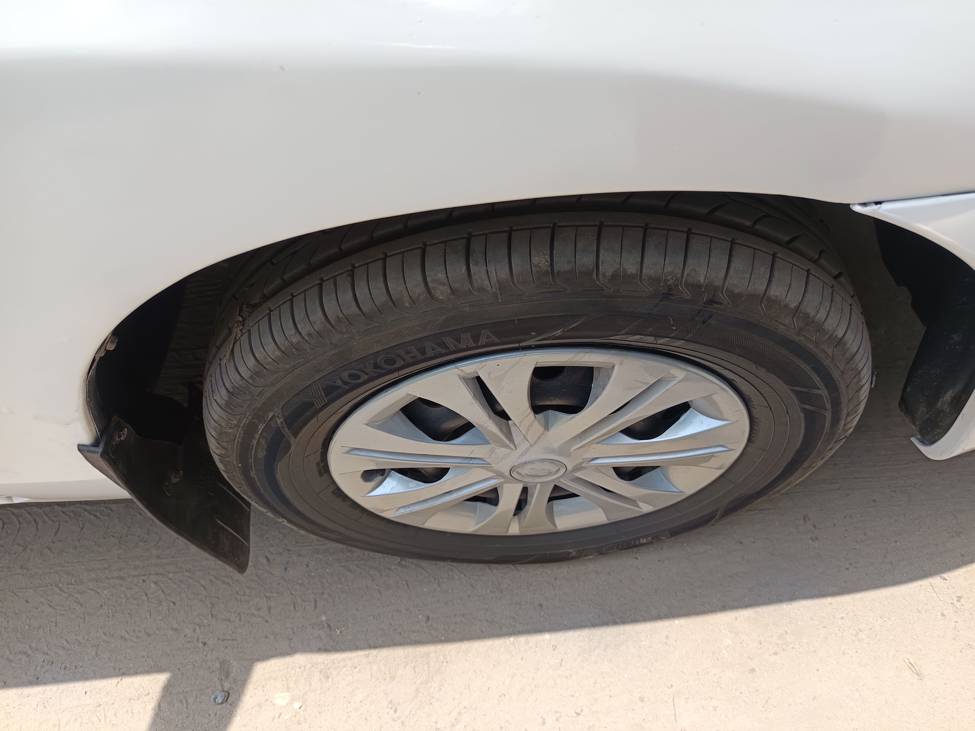 Buy Used Toyota Innova 2.5 G1 BSIV of 2012 model @ 3,75,000 INR in ...
