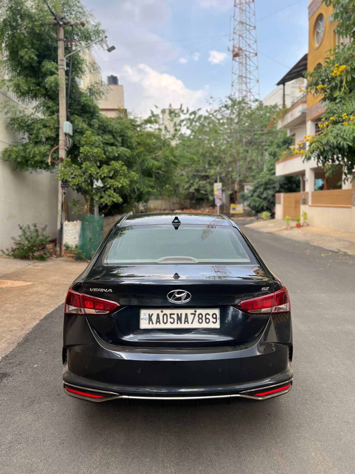 Buy Used Hyundai Verna SX of 2020 model @ 8,50,000 INR in Bangalore ...