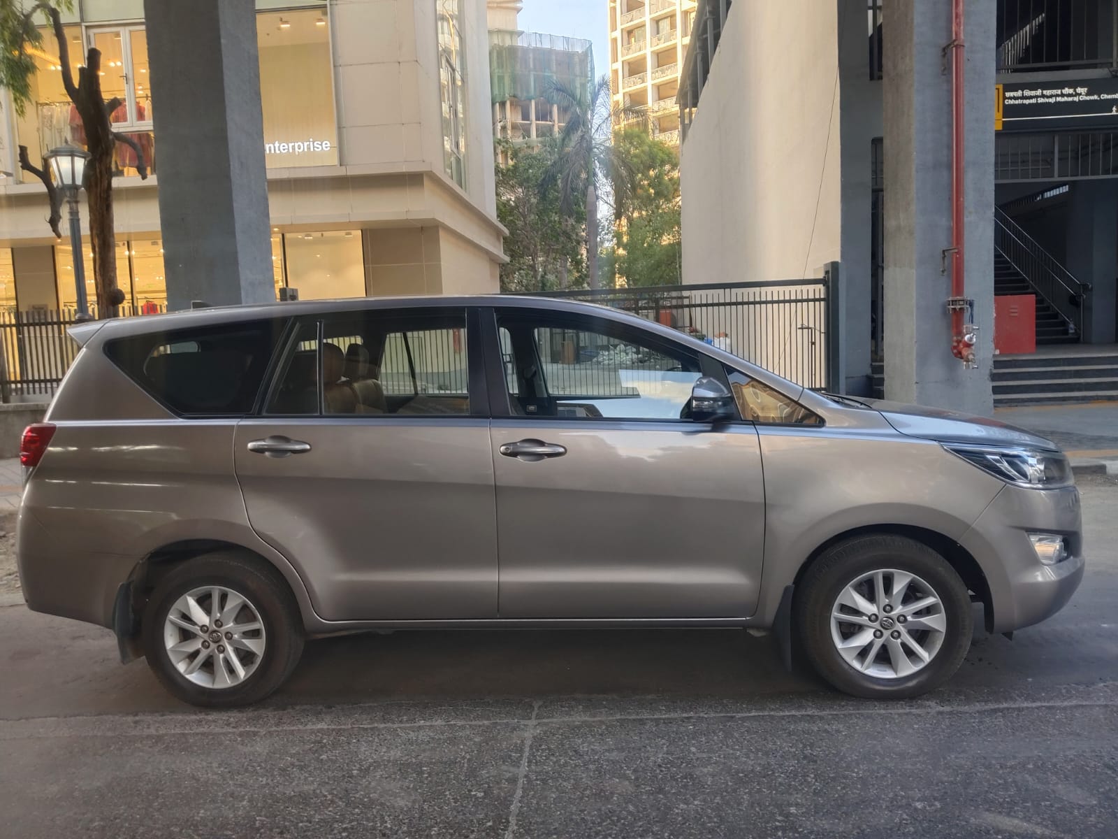 Buy Used Toyota Innova Crysta 2.8 GX AT BSIV of 2019 model @ 16,50,000 ...