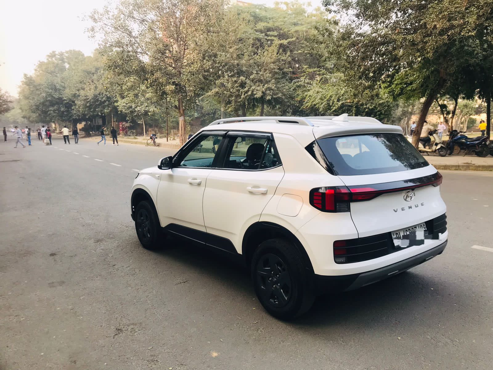 Buy Used Hyundai Venue S Opt Turbo iMT BSVI of 2023 model @ 7,50,000 ...