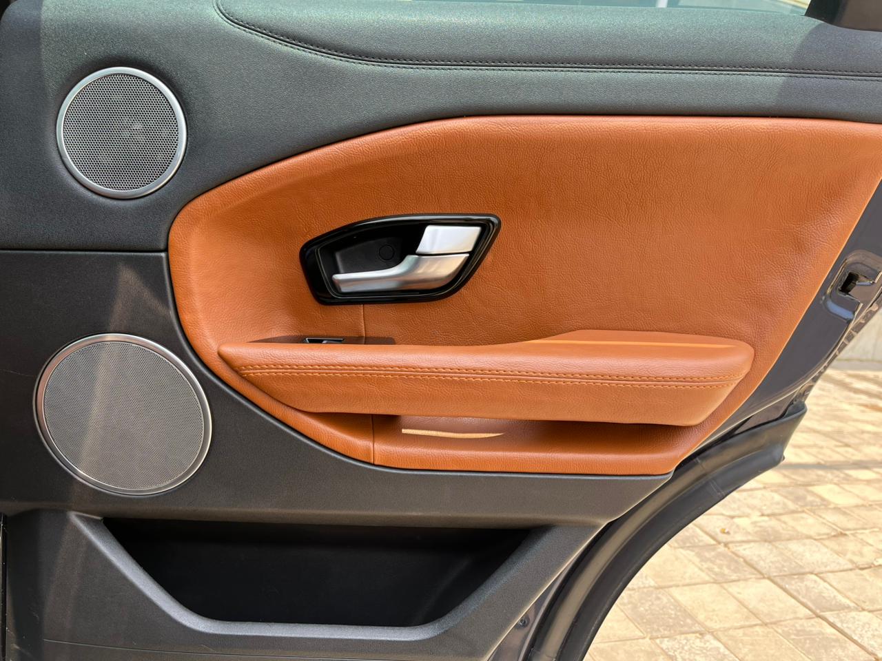 Buy Used Land Rover Range Rover Evoque HSE of 2016 model @ 27,75,000 ...