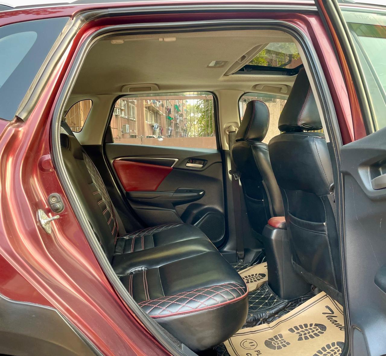 Buy Used Honda WR-V i-VTEC VX of 2018 model @ 4,45,000 INR in Delhi - 5057676 - ZigWheels.com