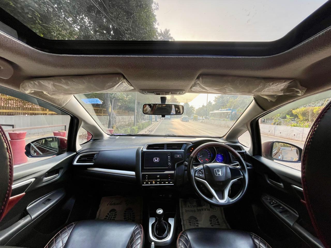 Buy Used Honda WR-V i-VTEC VX of 2018 model @ 4,45,000 INR in Delhi - 5057676 - ZigWheels.com