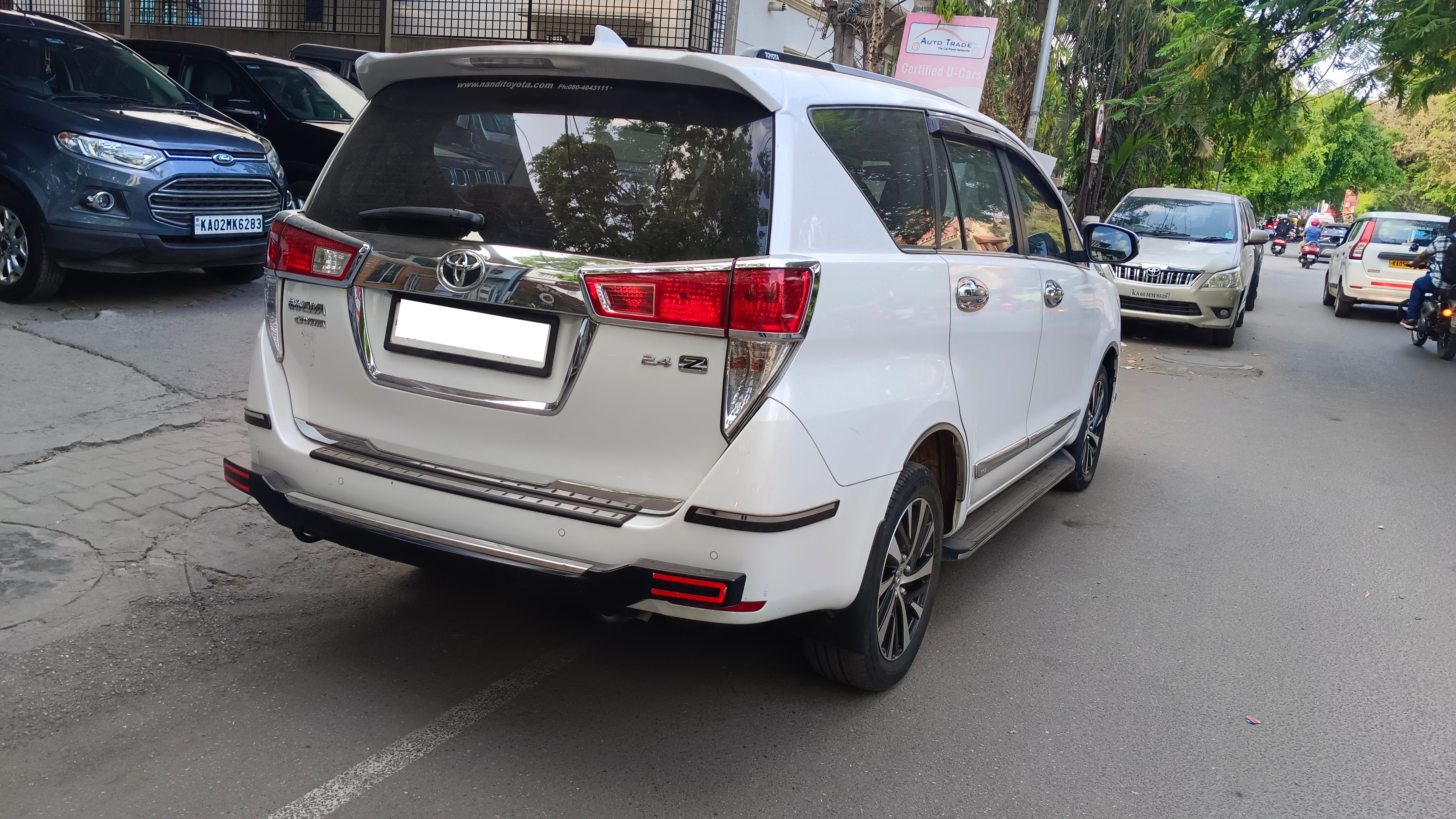 Buy Used Toyota Innova Crysta 2.4 Zx 7Str Platinum White Pearl of 2024 ...