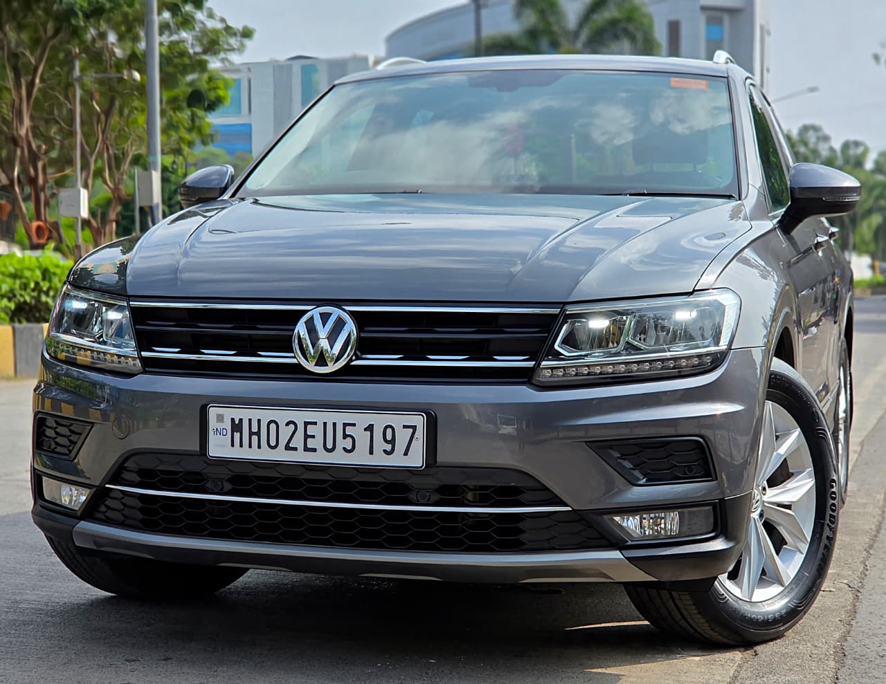 Buy Used Volkswagen Tiguan 2.0 TDI Highline of 2018 model @ 17,90,000 ...