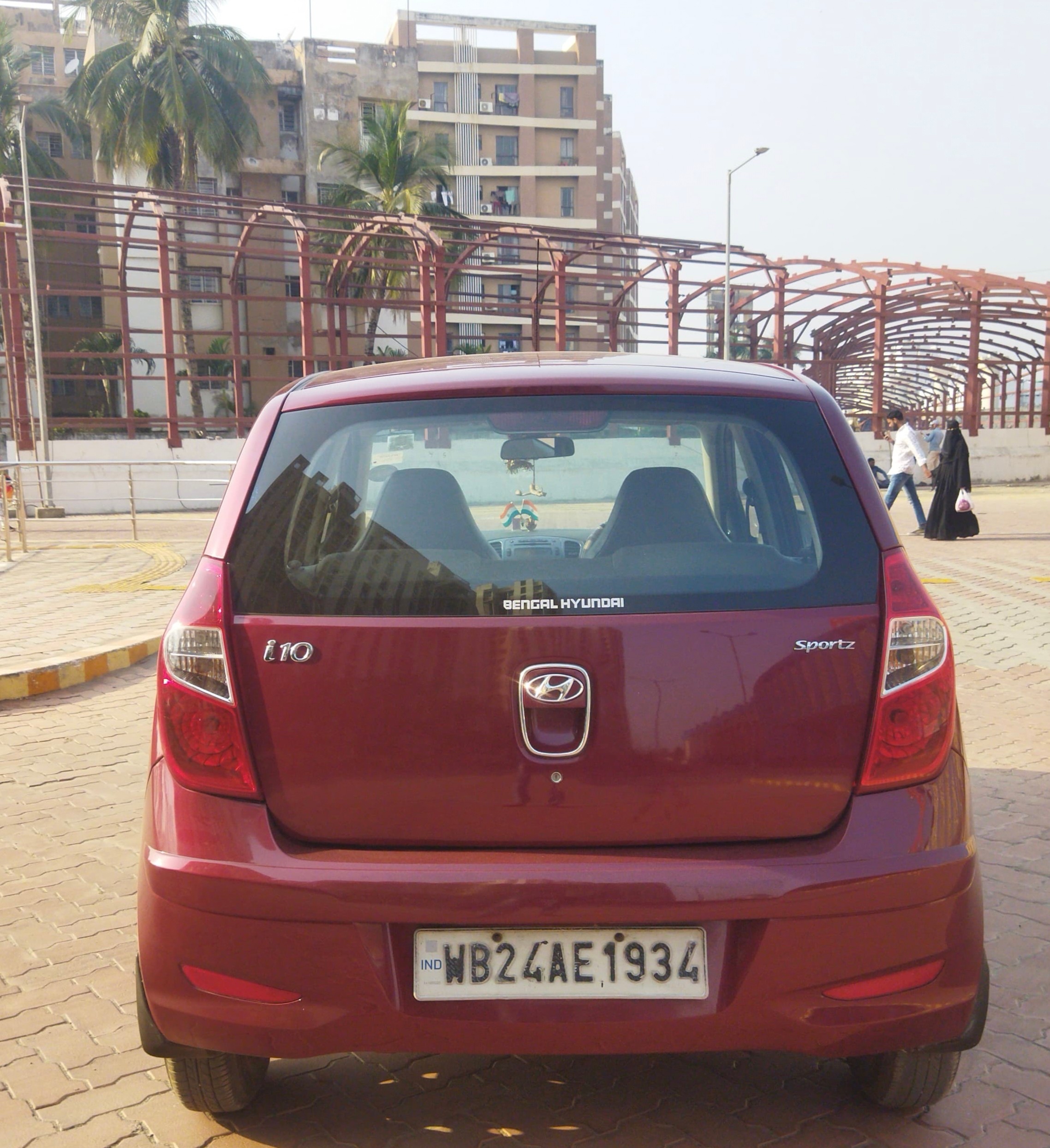 Buy Used Hyundai i10 Sportz 1.1L of 2015 model @ 2,55,000 INR in Kolkata - 5062423 - ZigWheels.com