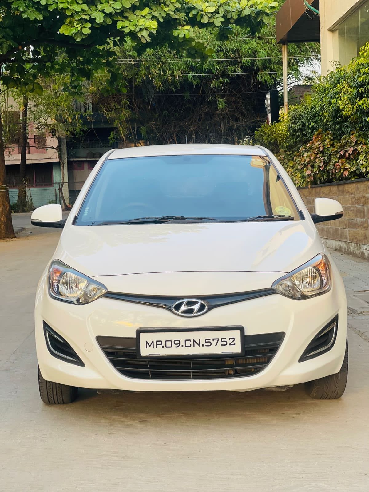 Buy Used Hyundai i20 Magna 1.4 CRDi Diesel of 2013 model @ 4,10,000 INR ...