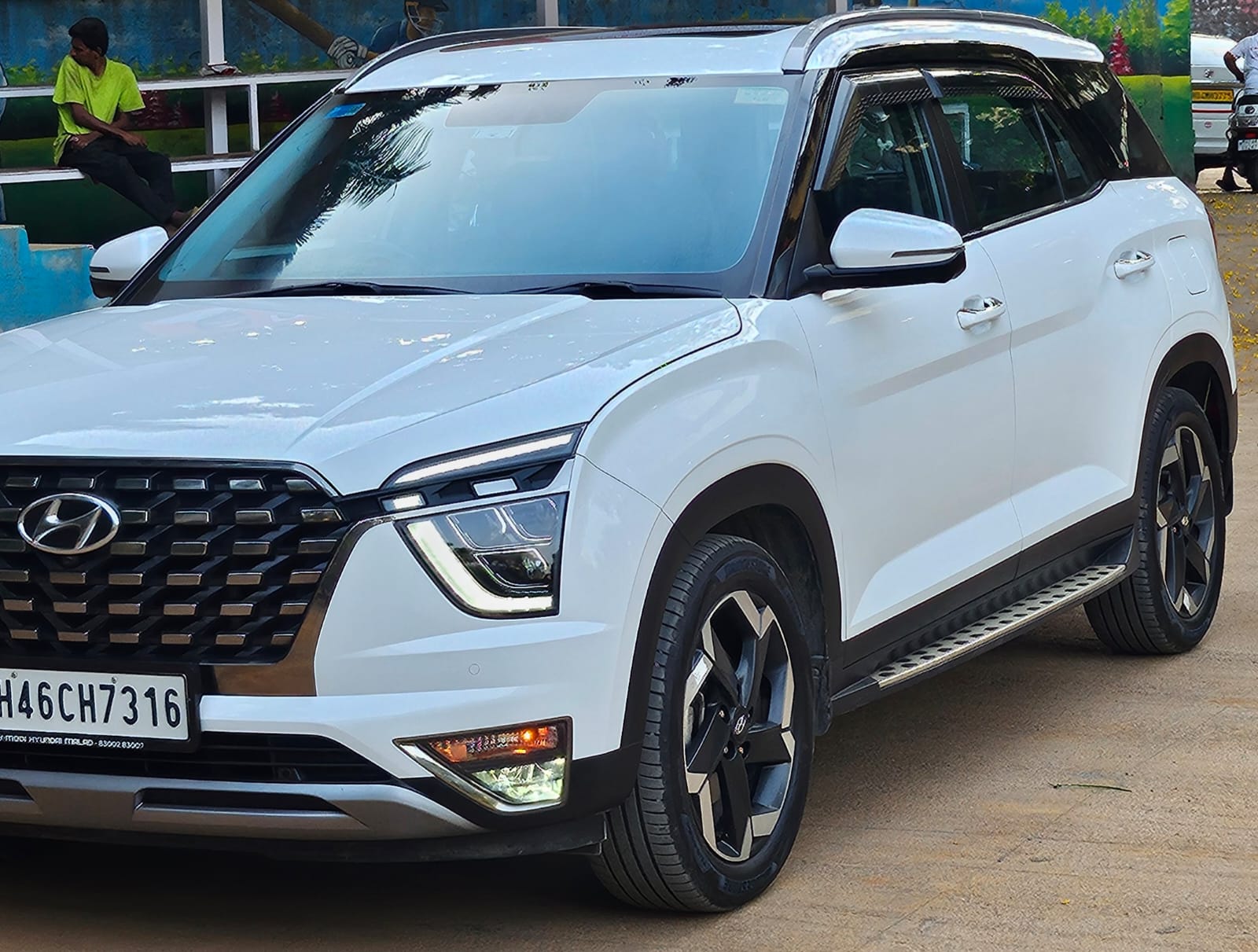 Buy Used Hyundai Alcazar 1.5 Signature Optional 7-Seater Diesel AT of ...