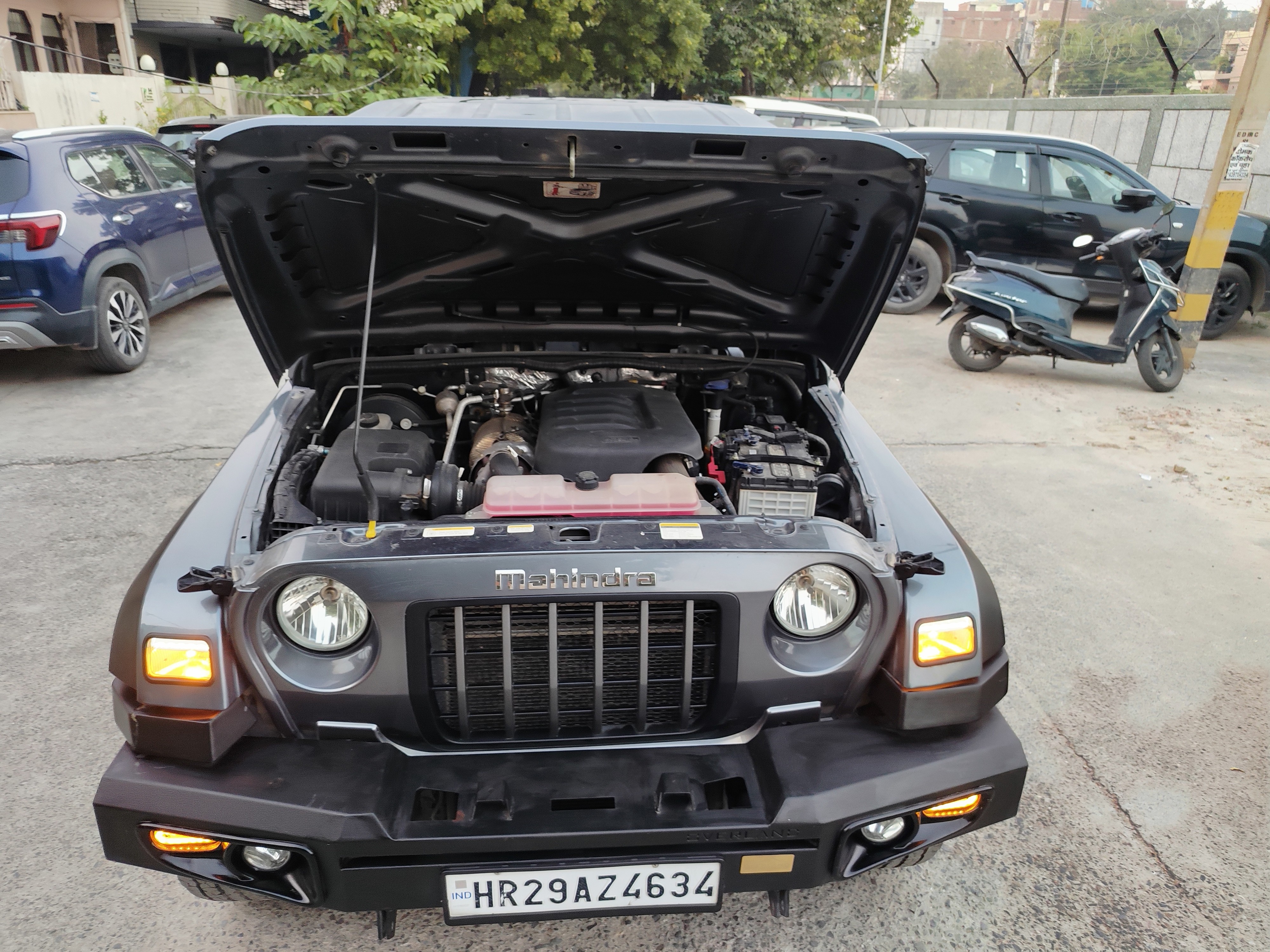 Buy Used Mahindra Thar LX 4WD Hard Top Diesel BSVI of 2022 model @ 11,85,000 INR in Delhi ...