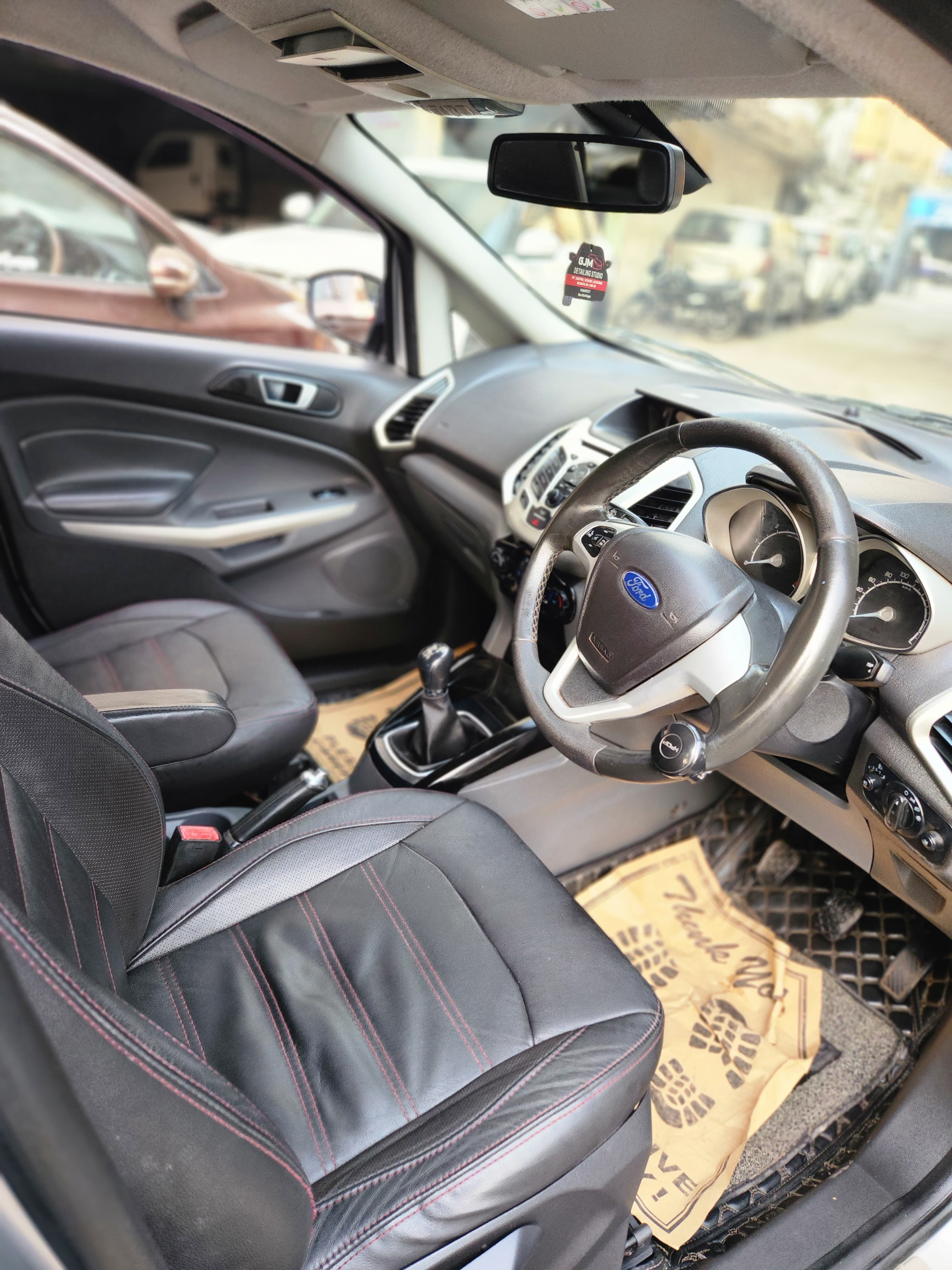 Buy Used Ford Ecosport 1.5 Diesel Titanium Plus BSIV of 2017 model @ 3 ...