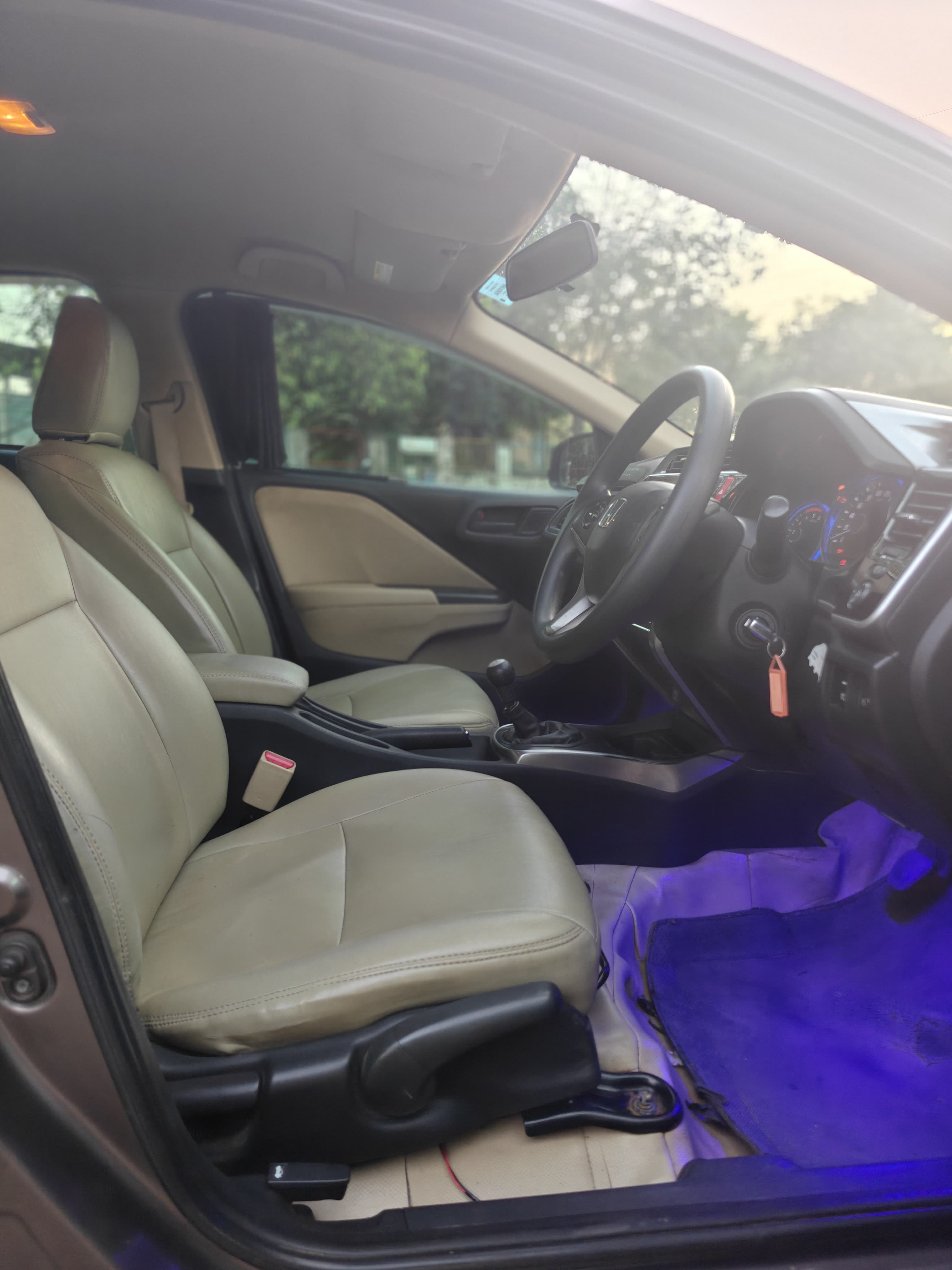 Buy Used Honda City i DTEC SV of 2014 model @ 4,69,000 INR in Navi Mumbai - 5068271 - ZigWheels.com