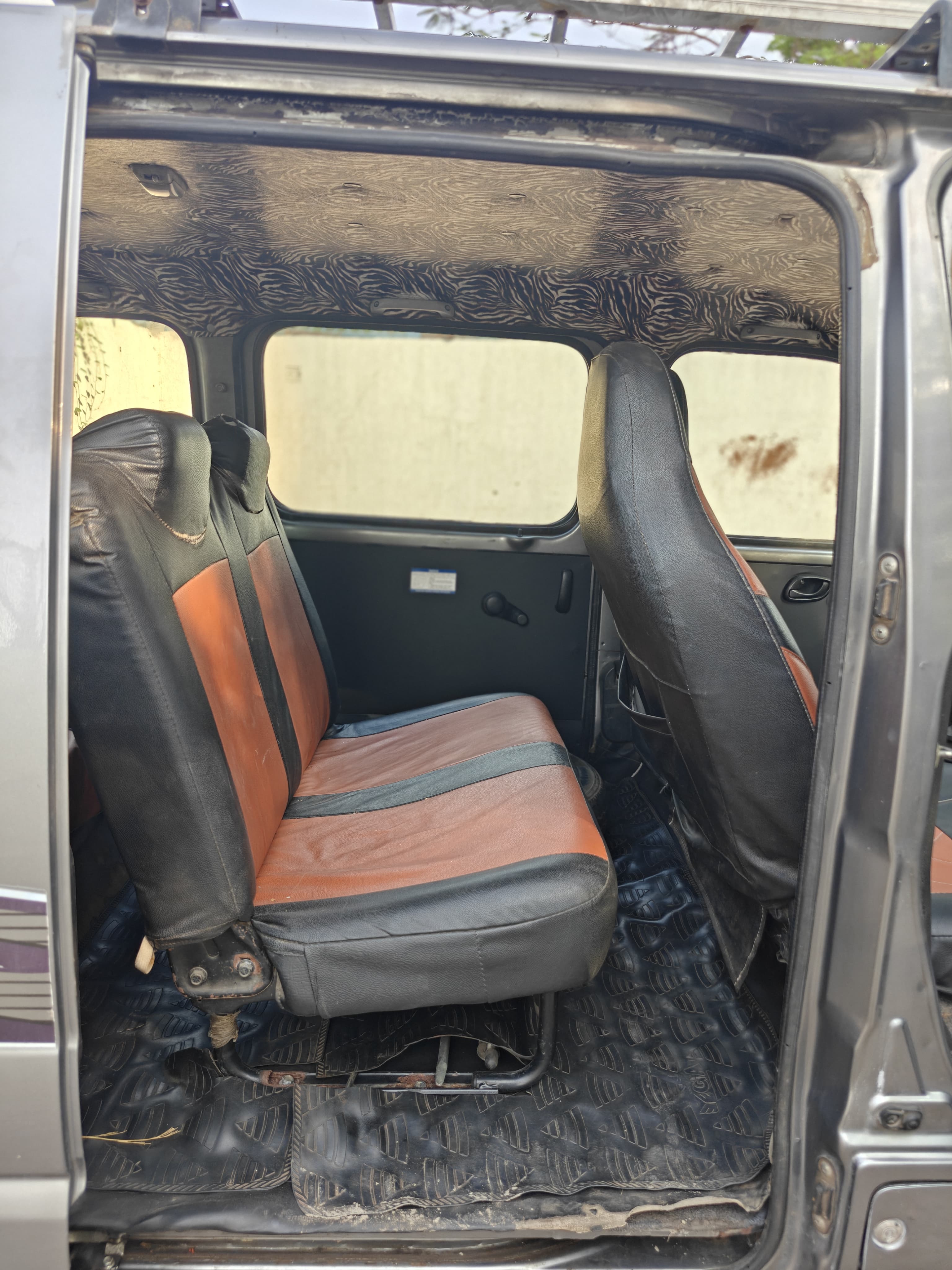Buy Used Maruti Eeco 7 Seater Standard BSIV of 2018 model @ 3,99,000 ...