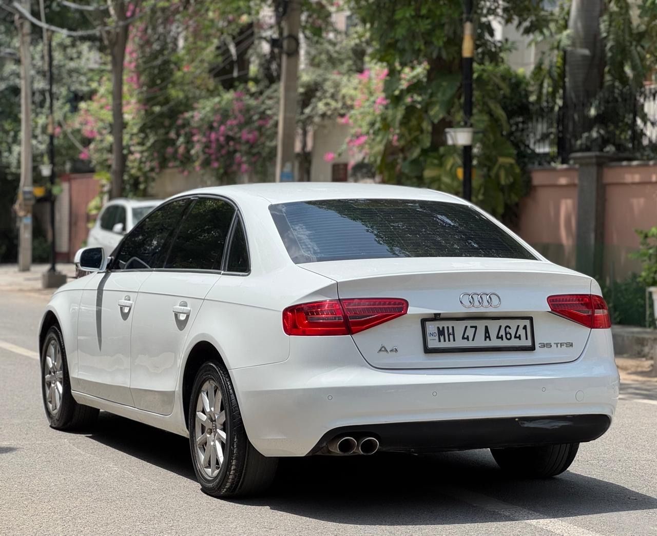 Buy Used Audi A4 35 TFSi Premium of 2015 model @ 9,00,000 INR in Delhi ...