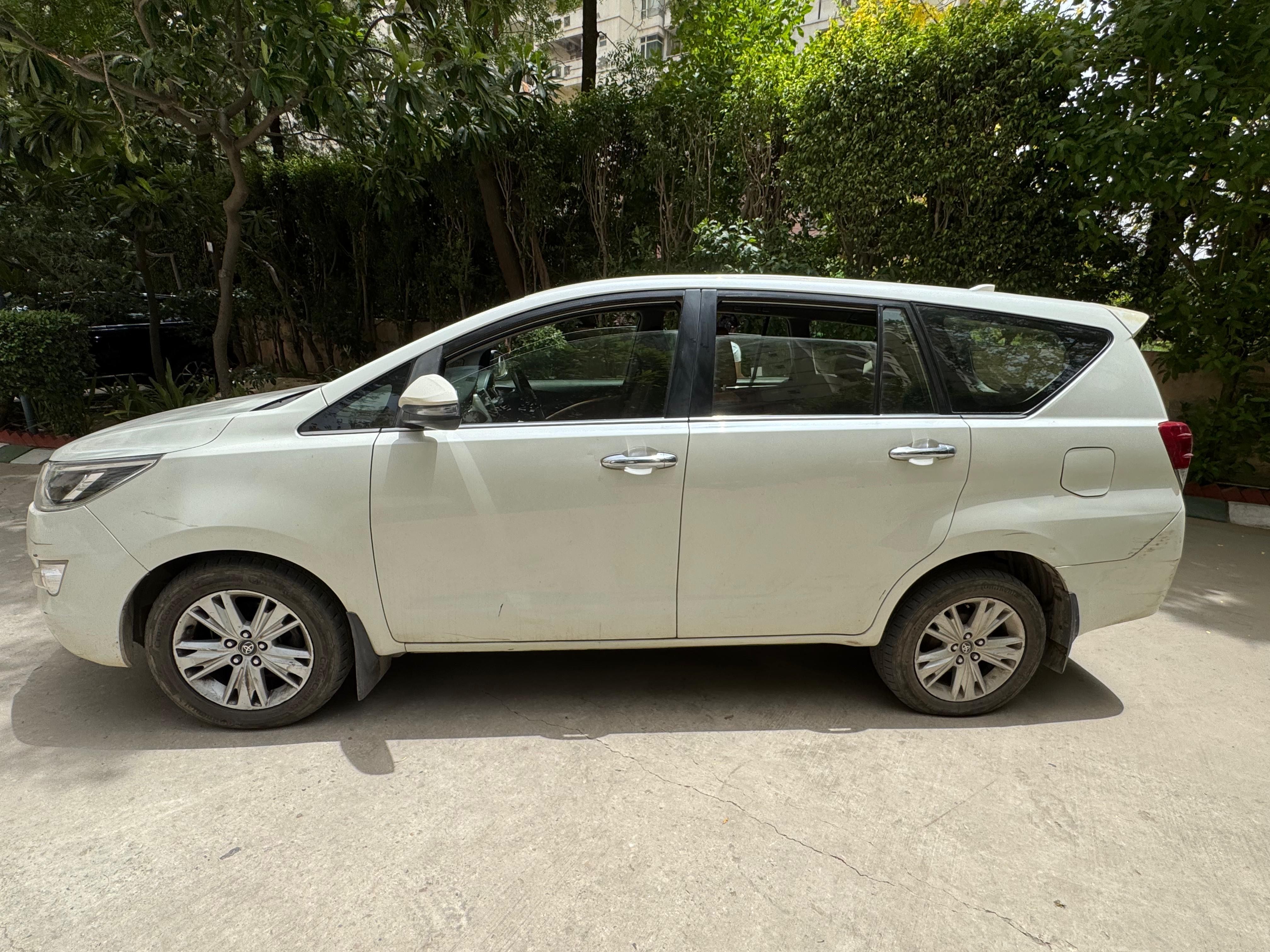 Buy Used Toyota Innova Crysta 2.8 ZX AT BSIV of 2019 model @ 16,49,000 ...