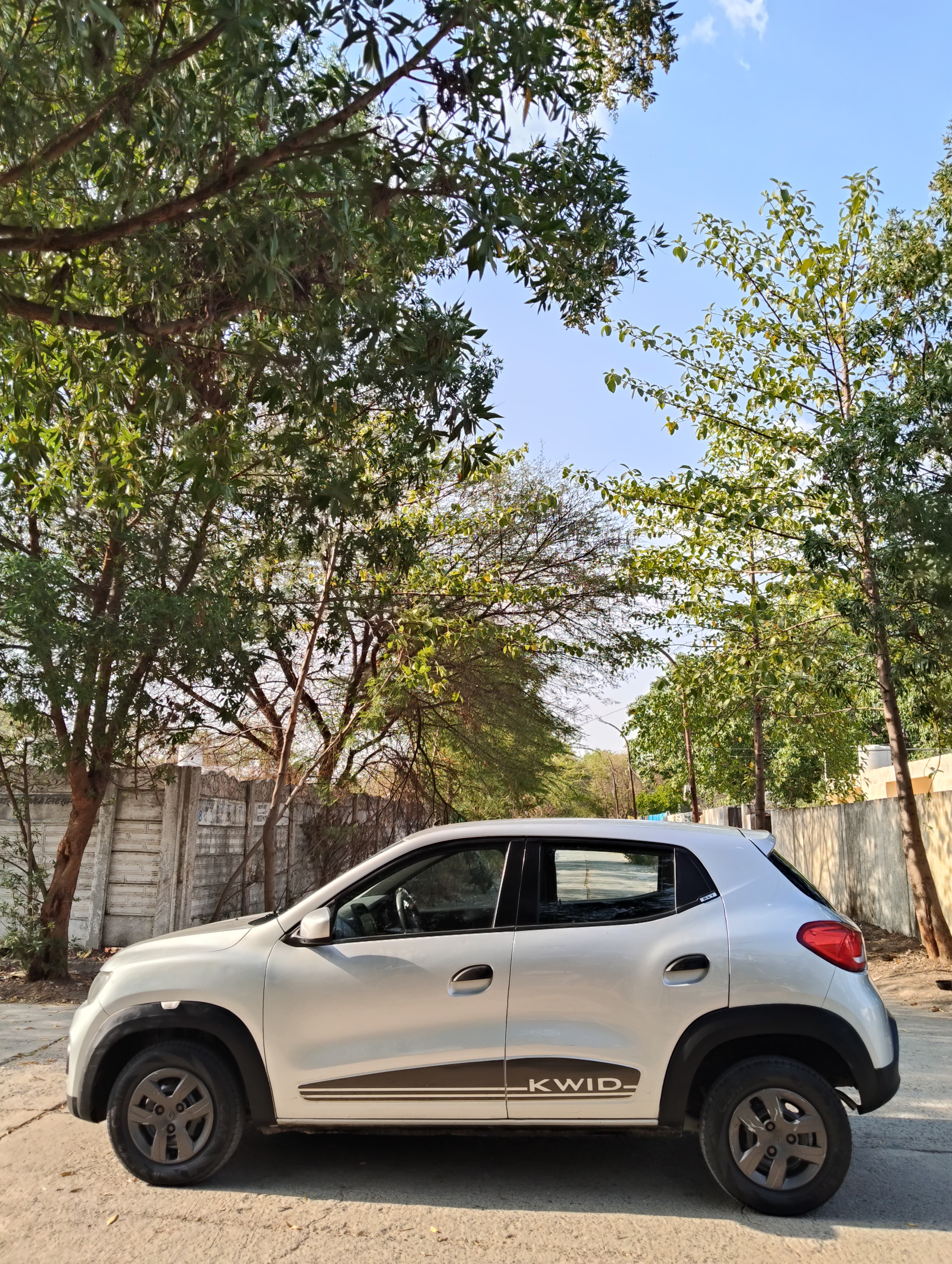 Buy Used Renault KWID RXT BSIV of 2019 model @ 2,70,000 INR in Indore ...