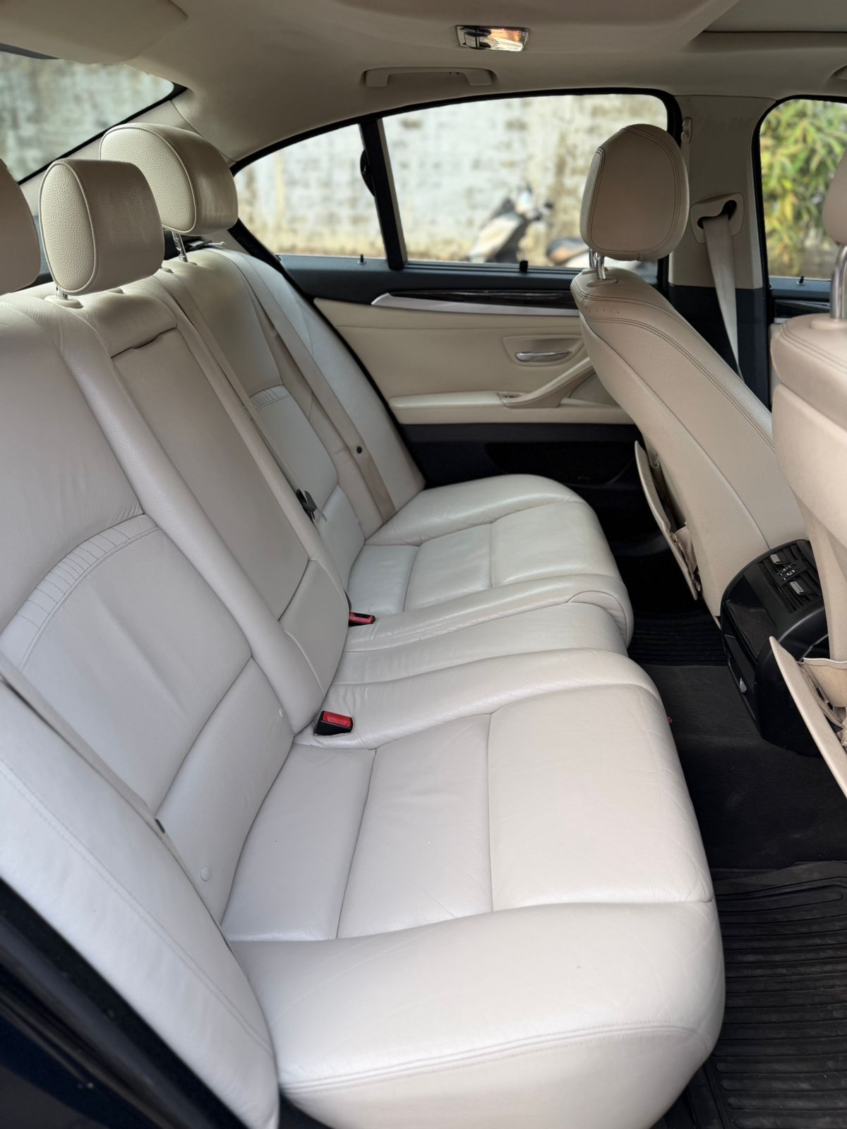 Buy Used BMW 5 Series 520d Luxury Line of 2014 model @ 13,79,000 INR in Mumbai - 5050404 ...