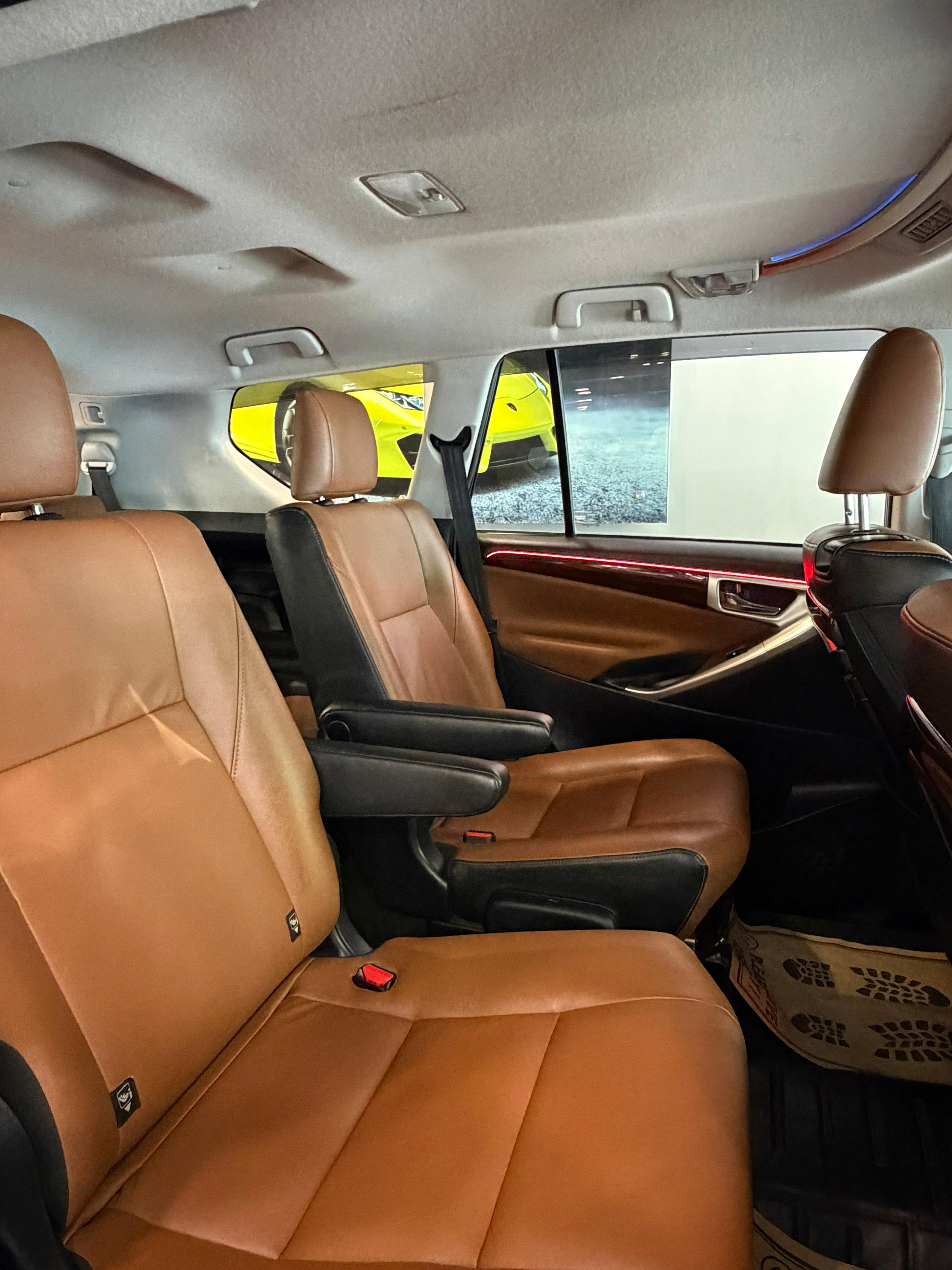 Buy Used Toyota Innova Crysta 2.7 ZX 7 STR AT of 2022 model @ 22,00,000 ...