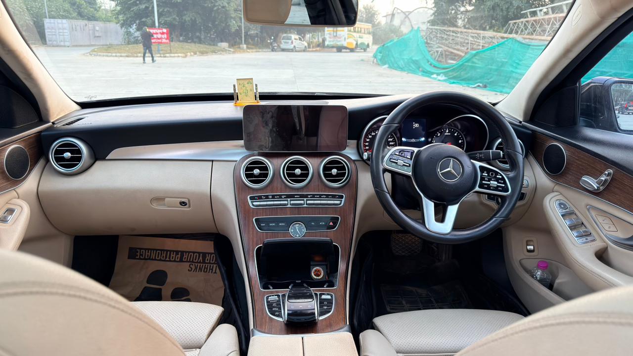 Buy Used Mercedes-Benz C-Class Prime C 220d of 2019 model @ 21,99,999 ...