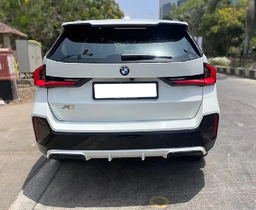 Buy Used BMW X1 sDrive18i M Sport of 2024 model @ 45,75,000 INR in ...