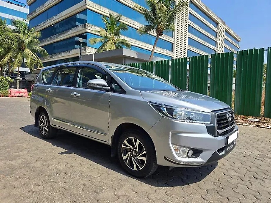 Buy Used Toyota Innova Crysta 2.4 GX Plus 8Str of 2024 model @ 24 ...