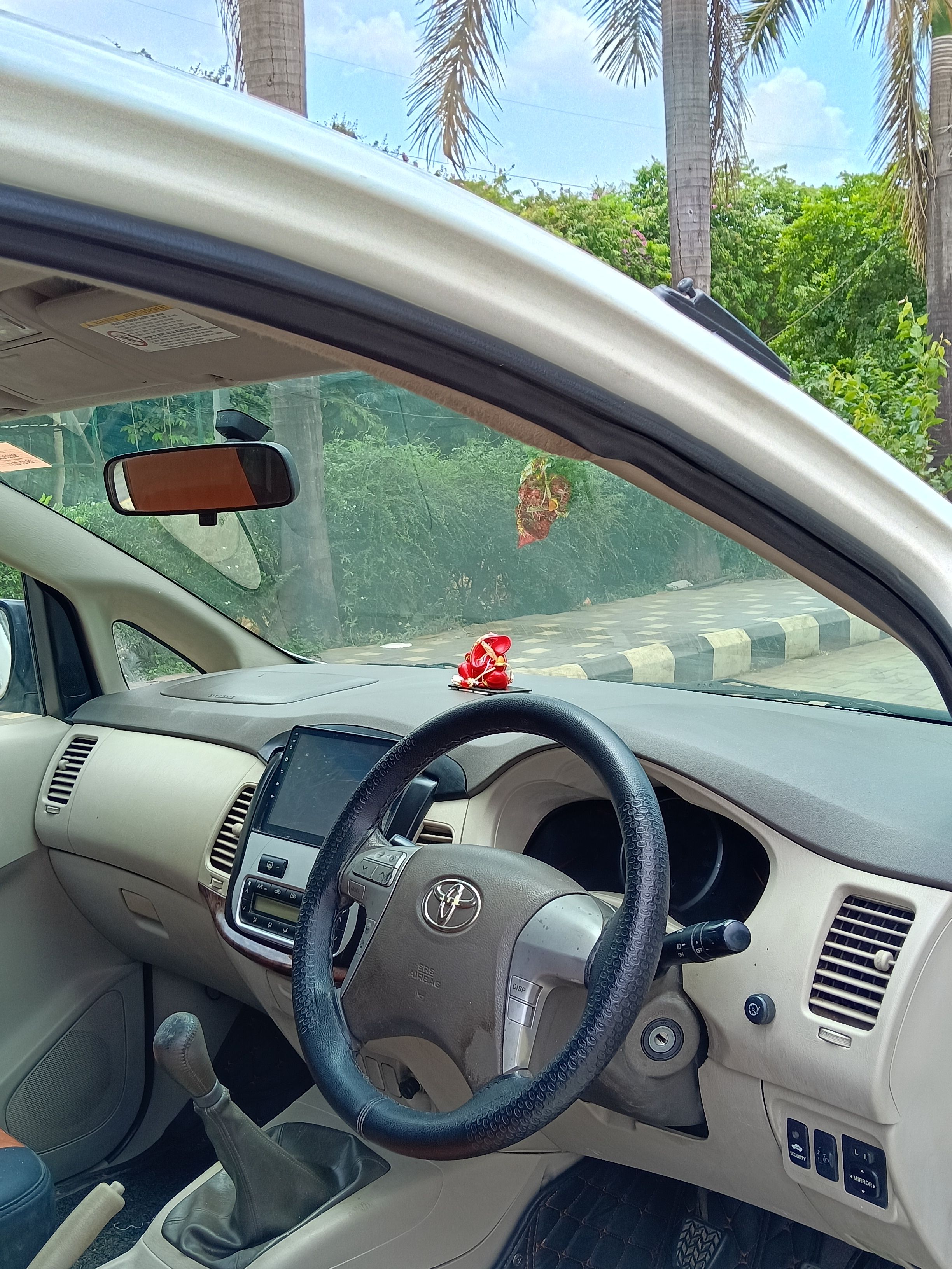 Buy Used Toyota Innova 2.5 G Diesel 7 Seater BS IV of 2013 model @ 8,00 ...