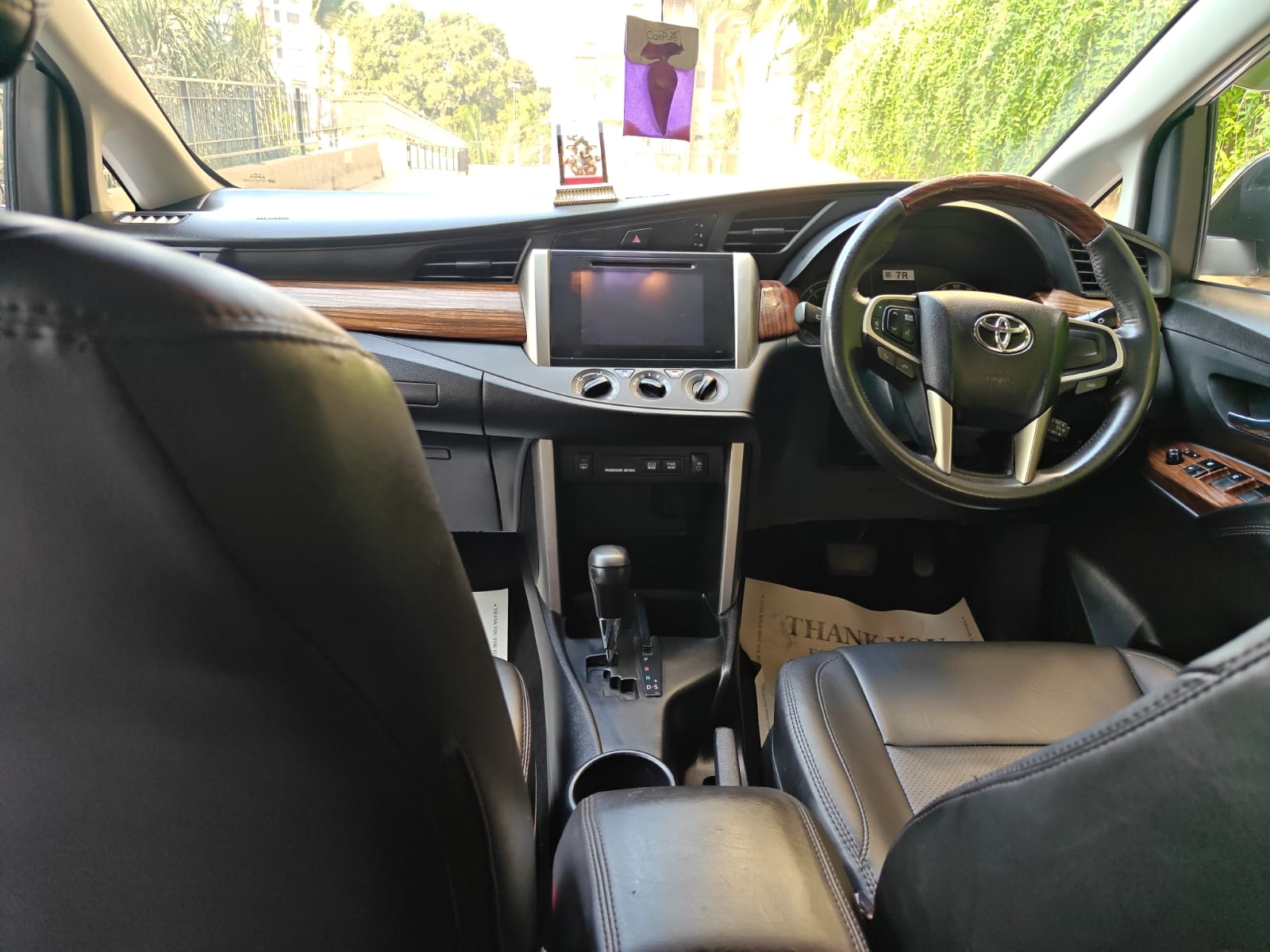 Buy Used Toyota Innova Crysta 2.4 GX 8 STR of 2020 model @ 18,90,000 ...