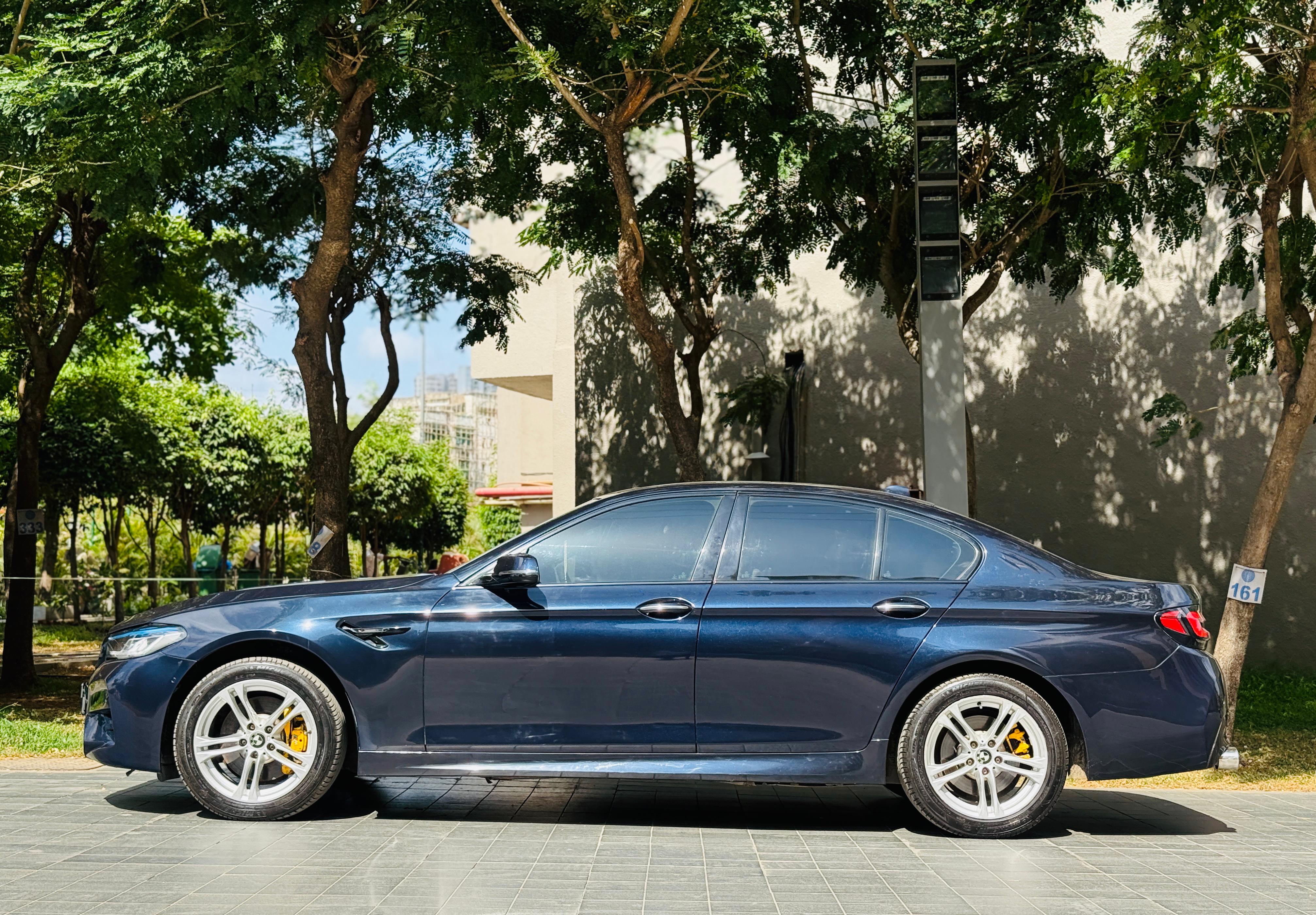Buy Used BMW 5 Series 530d M Sport of 2015 model @ 15,99,000 INR in ...