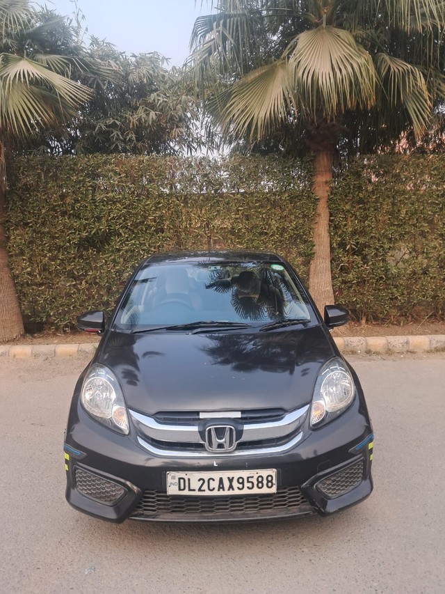 Used 2017 Honda Amaze 1199 cc Petrol Automatic Car in New Delhi at ₹3. ...