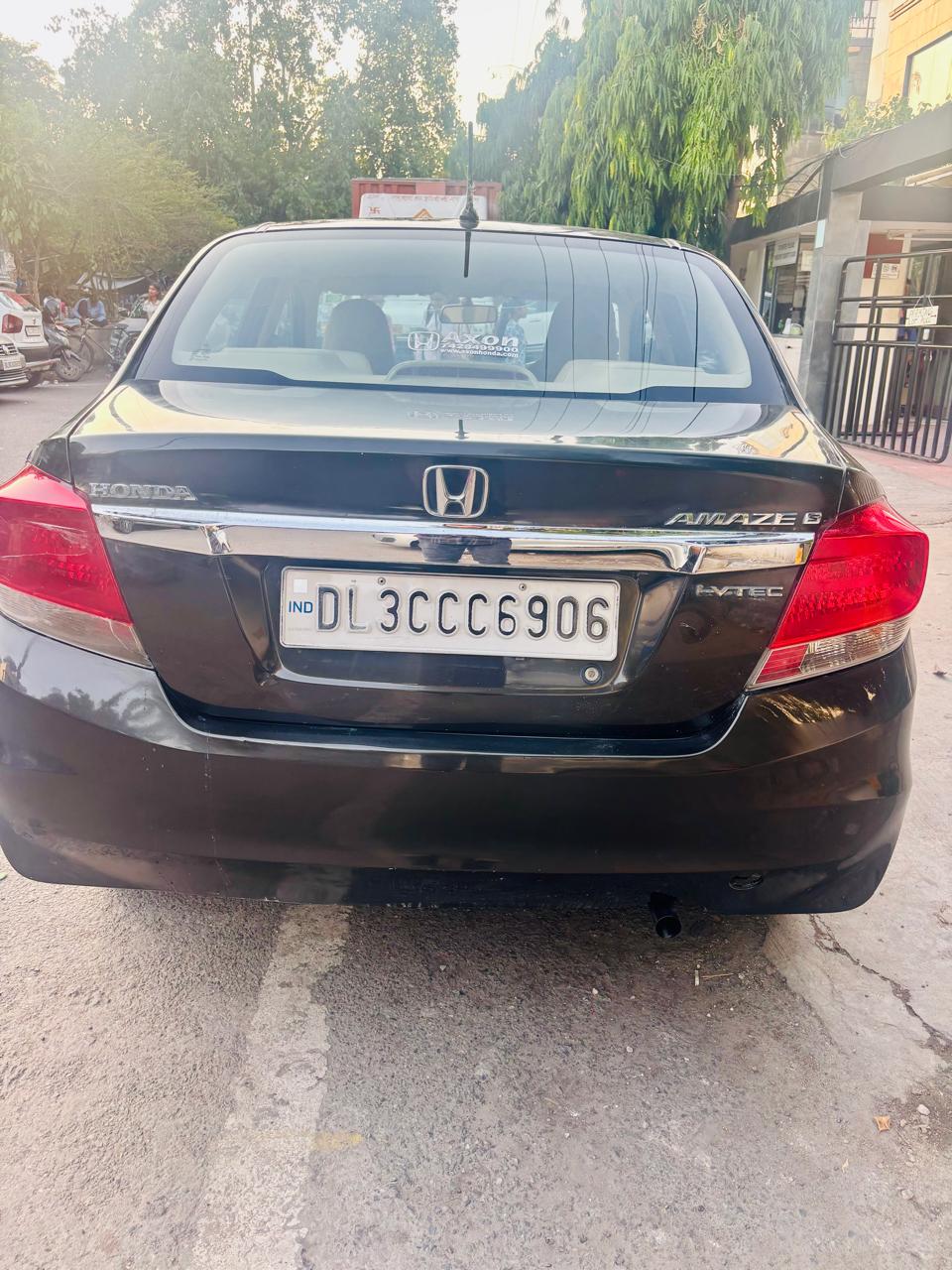 Buy Used Honda Amaze S i-Vtech of 2015 model @ 2,75,000 INR in Noida ...