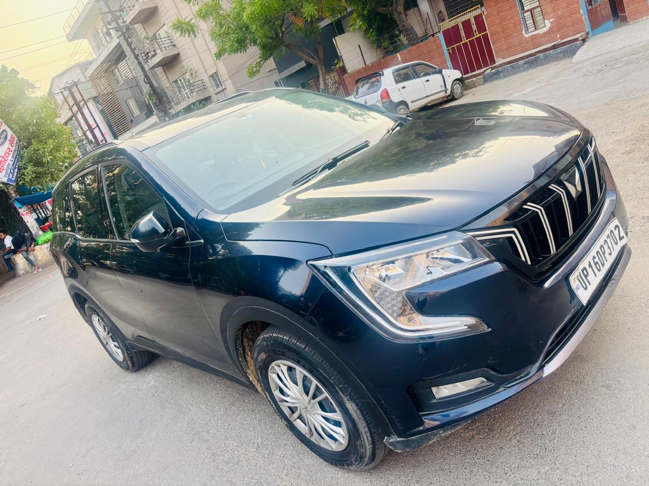 Buy Used Mahindra XUV700 AX3 AT BSVI of 2022 model @ 16,40,000 INR in ...