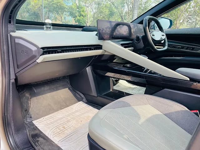 Buy Used Mahindra BE 6 Pack Three 79kwh 7.2kw Charger of 2025 model ...