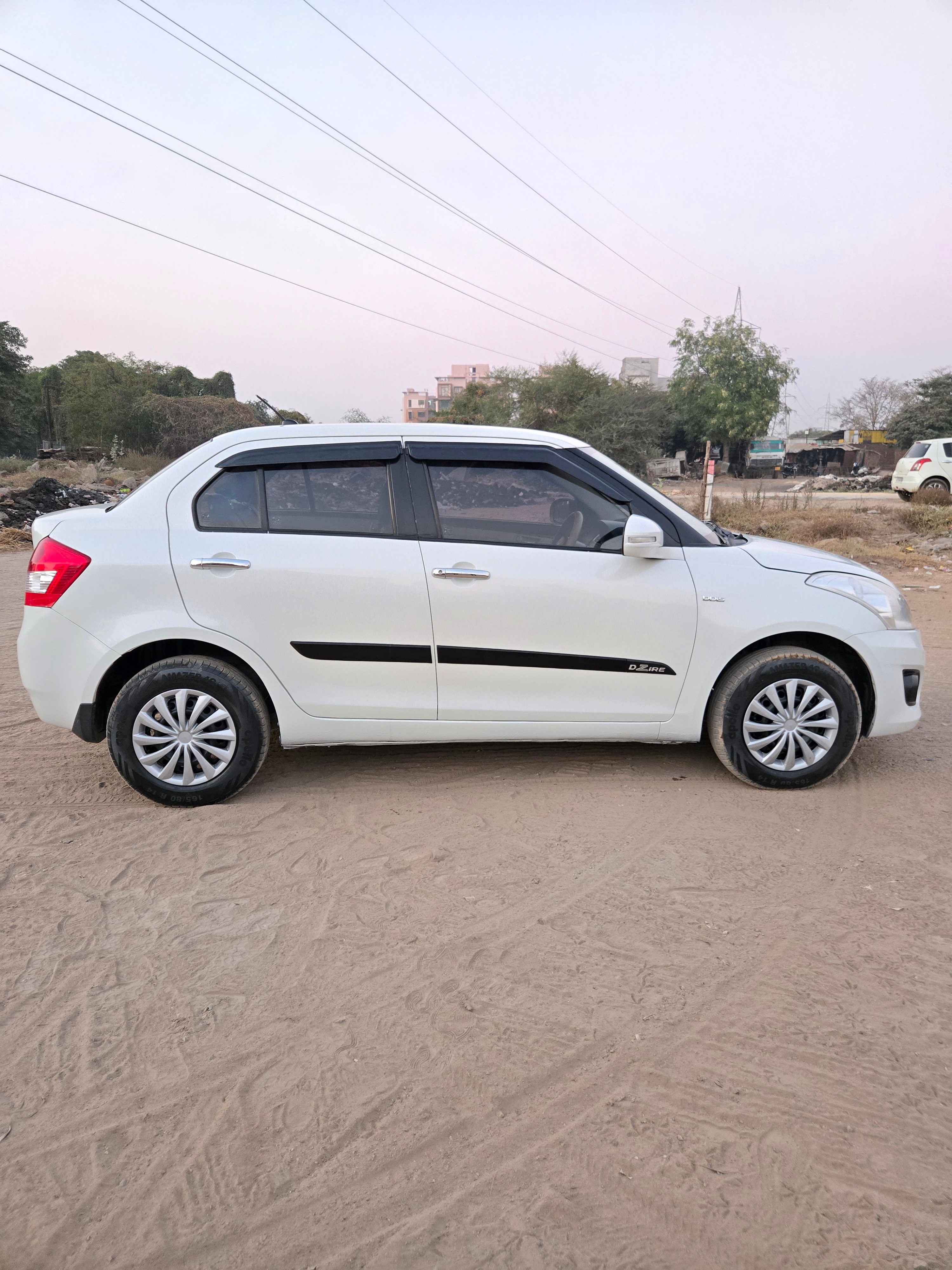 Buy Used Maruti Swift Dzire VDI of 2014 model @ 3,35,000 INR in Ahmedabad - 5050470 - ZigWheels.com