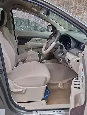 Buy Used Toyota Rumion S CNG of 2024 model @ 11,75,000 INR in Mumbai ...