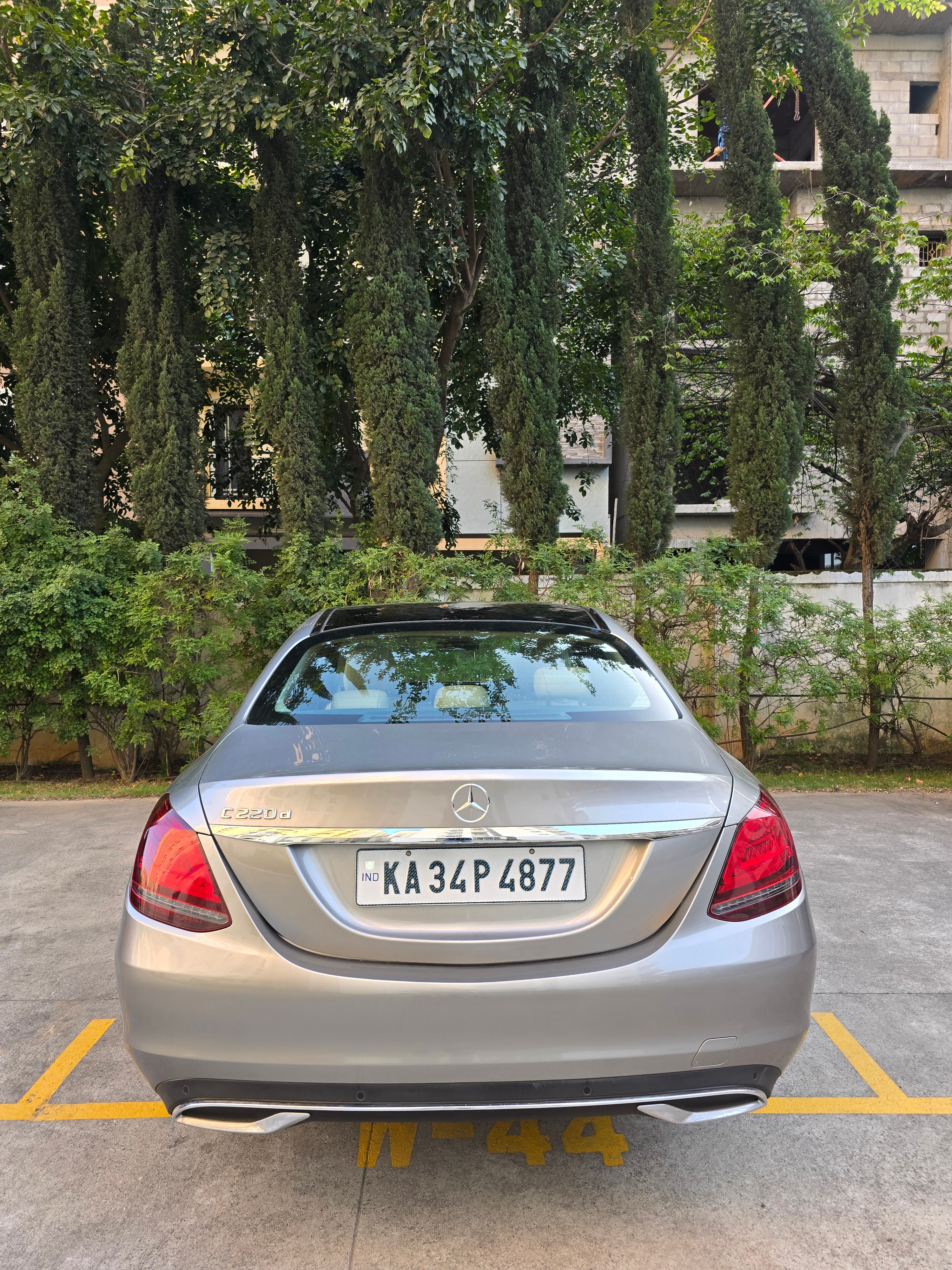 Buy Used Mercedes-Benz C-Class Progressive C 220d of 2021 model @ 30,00 ...