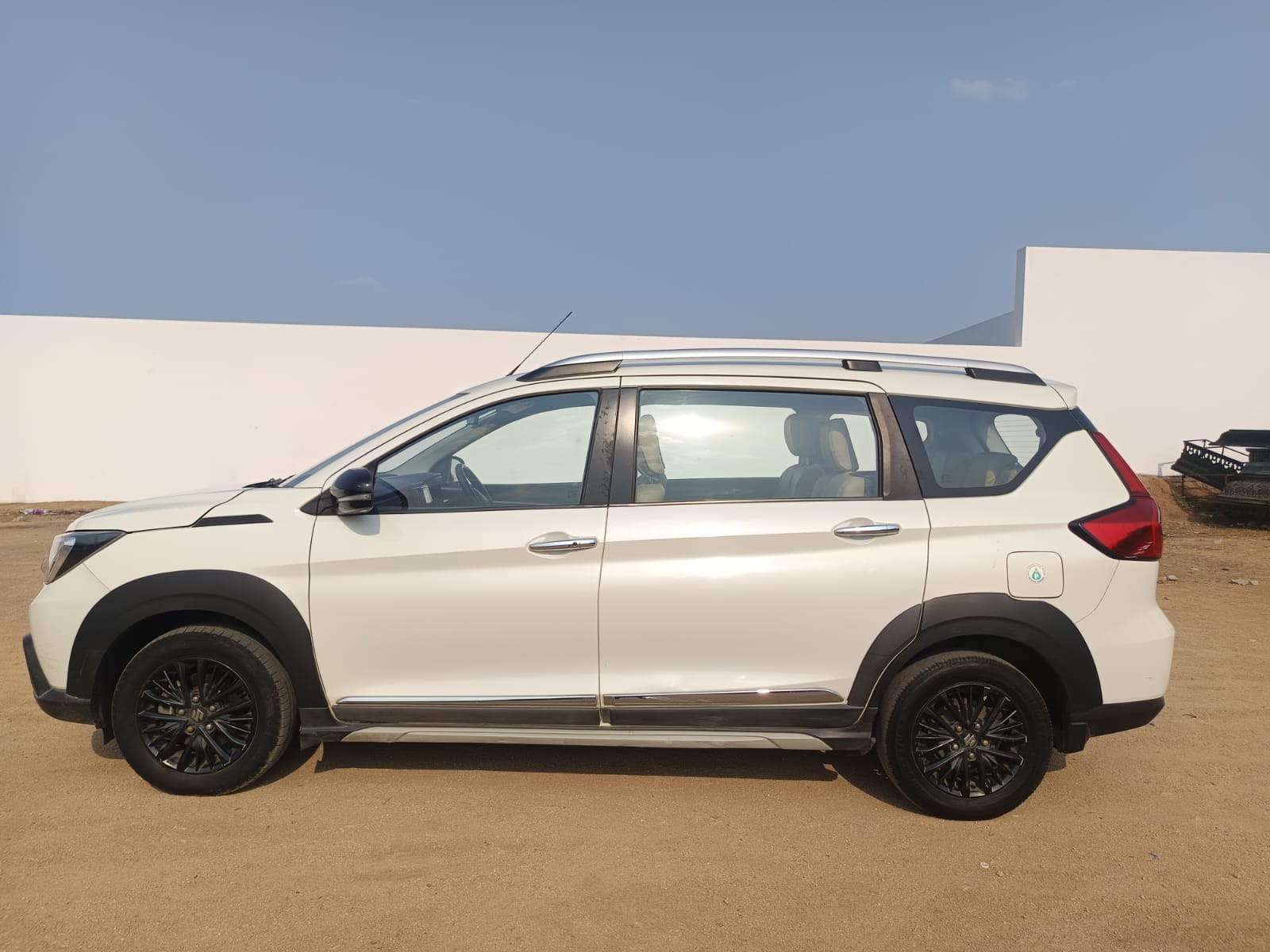 Buy Used Maruti XL6 Alpha AT of 2021 model @ 9,50,000 INR in Hyderabad ...
