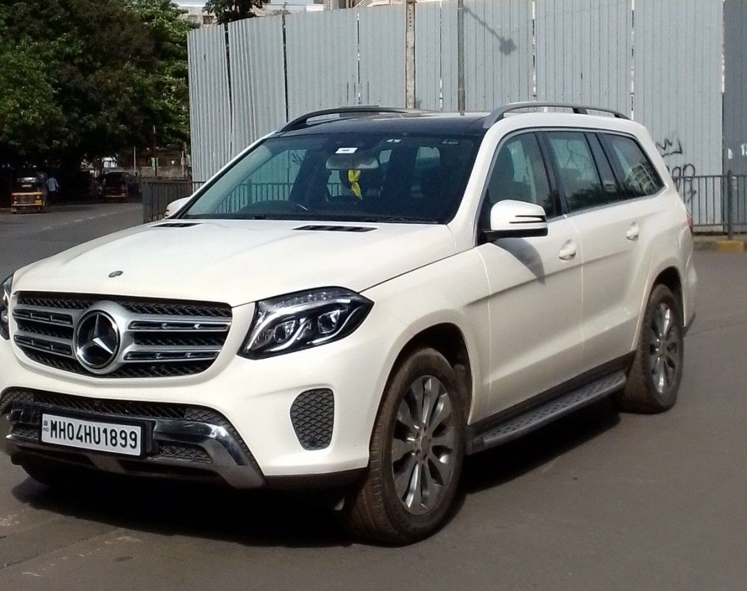 Buy Used Mercedes-Benz GLS 350d 4MATIC of 2017 model @ 47,95,000 INR in ...