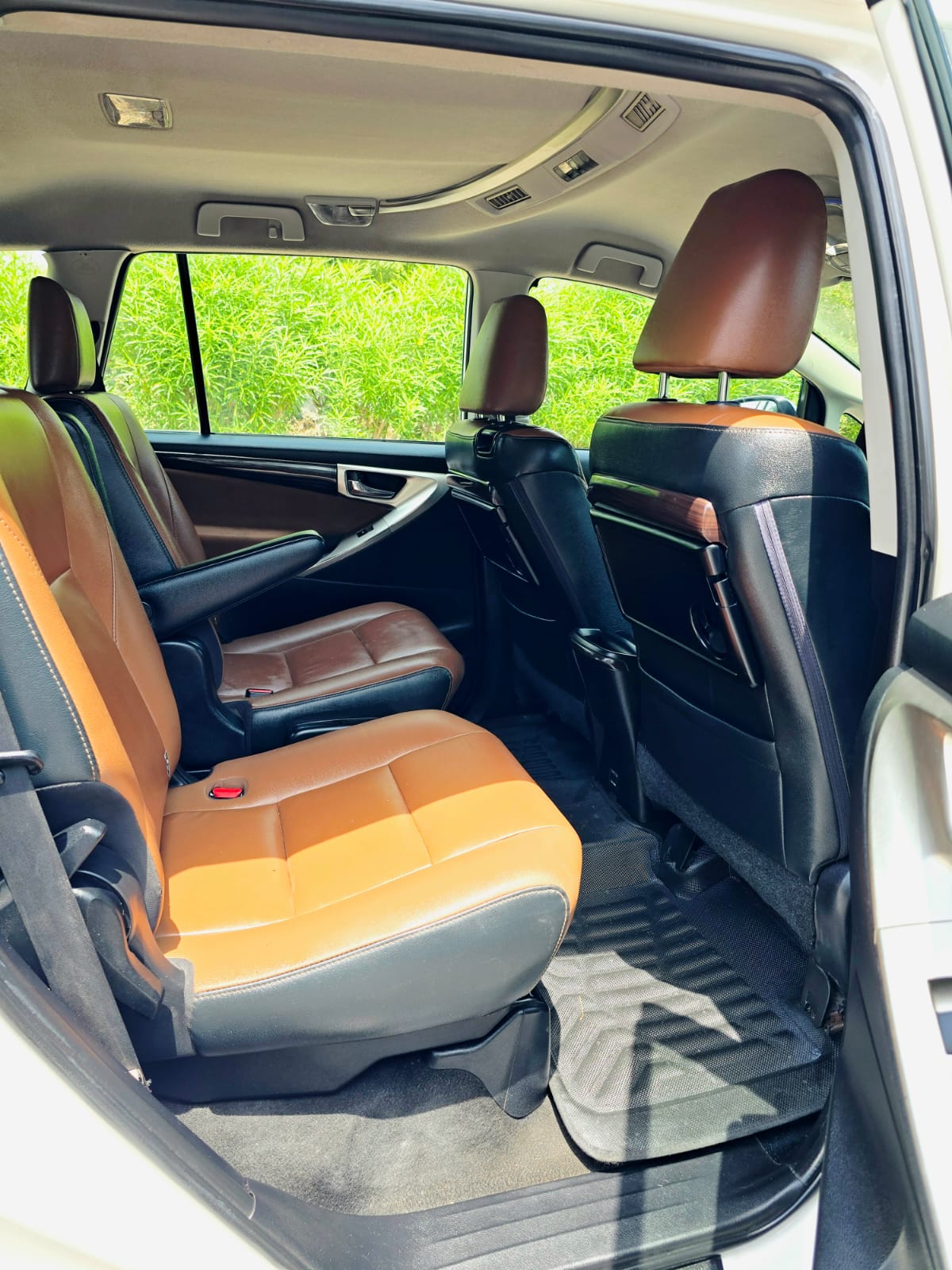 Buy Used Toyota Innova Crysta 2.7 ZX AT BSIV of 2019 model @ 14,50,000 ...