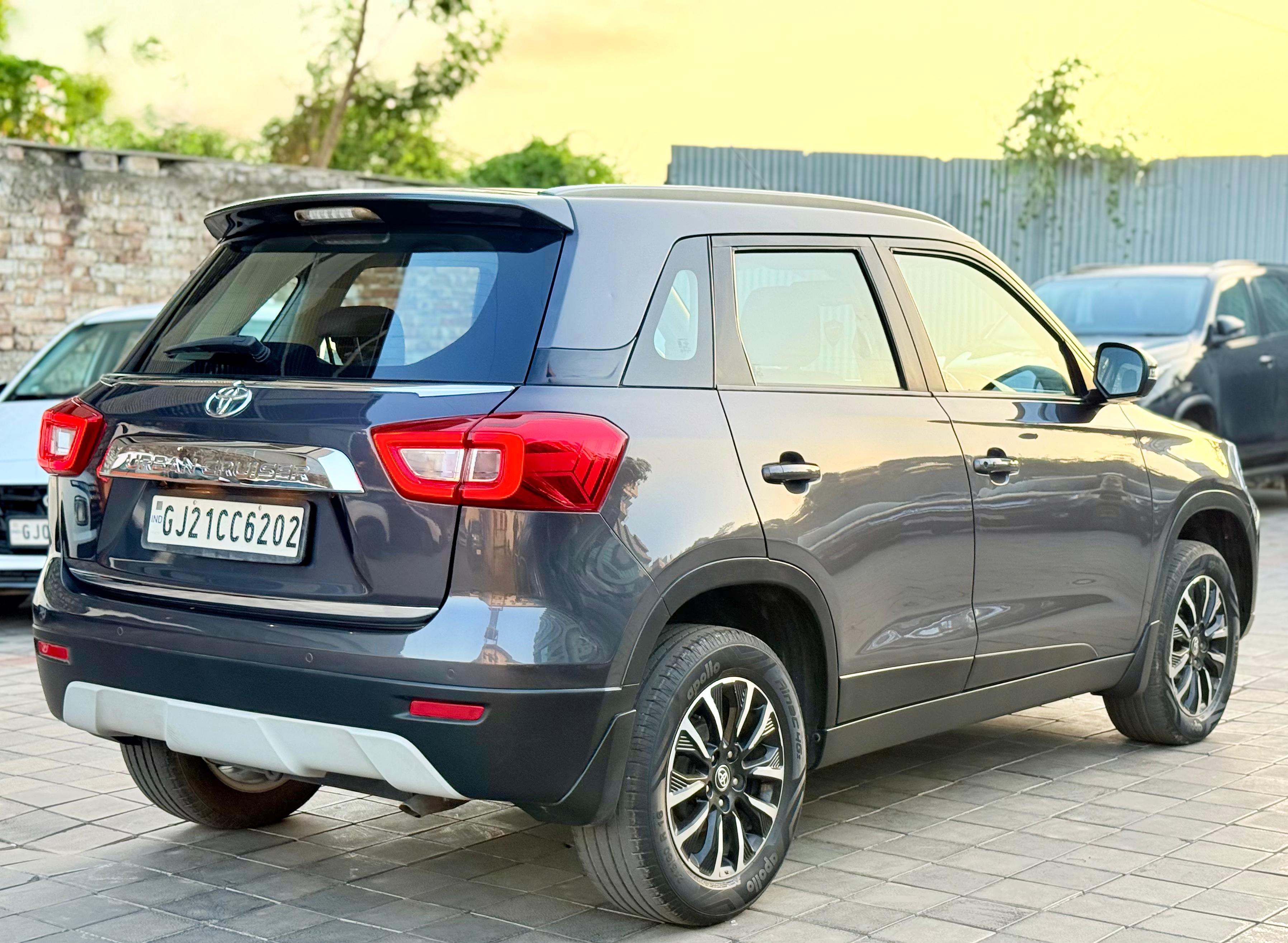 Buy Used Toyota Urban cruiser Premium of 2022 model @ 7,75,000 INR in ...