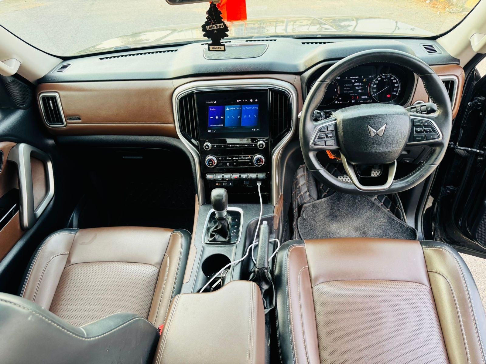 Buy Used Mahindra Scorpio N Z8L Diesel AT 2023-2025 of 2023 model @ 17 ...