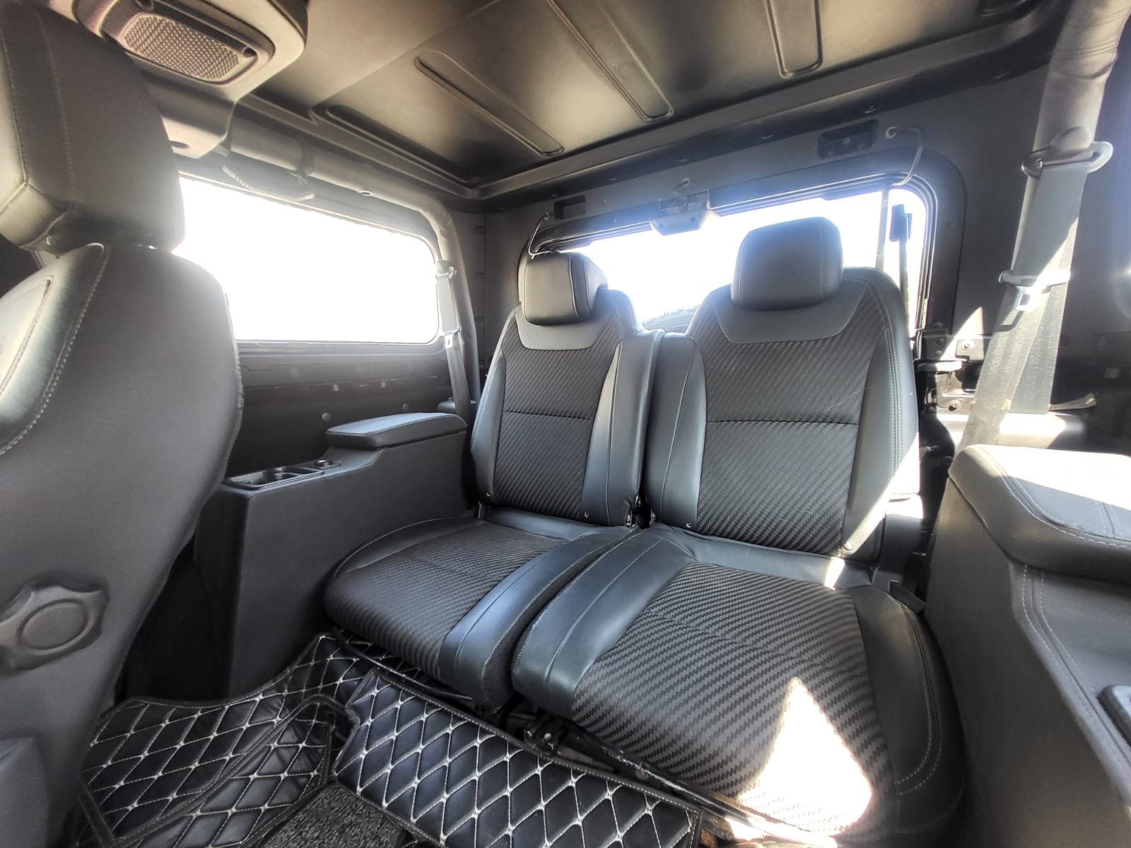 Buy Used Mahindra Thar LX 4WD Hard Top BSVI of 2021 model @ 13,50,000 ...