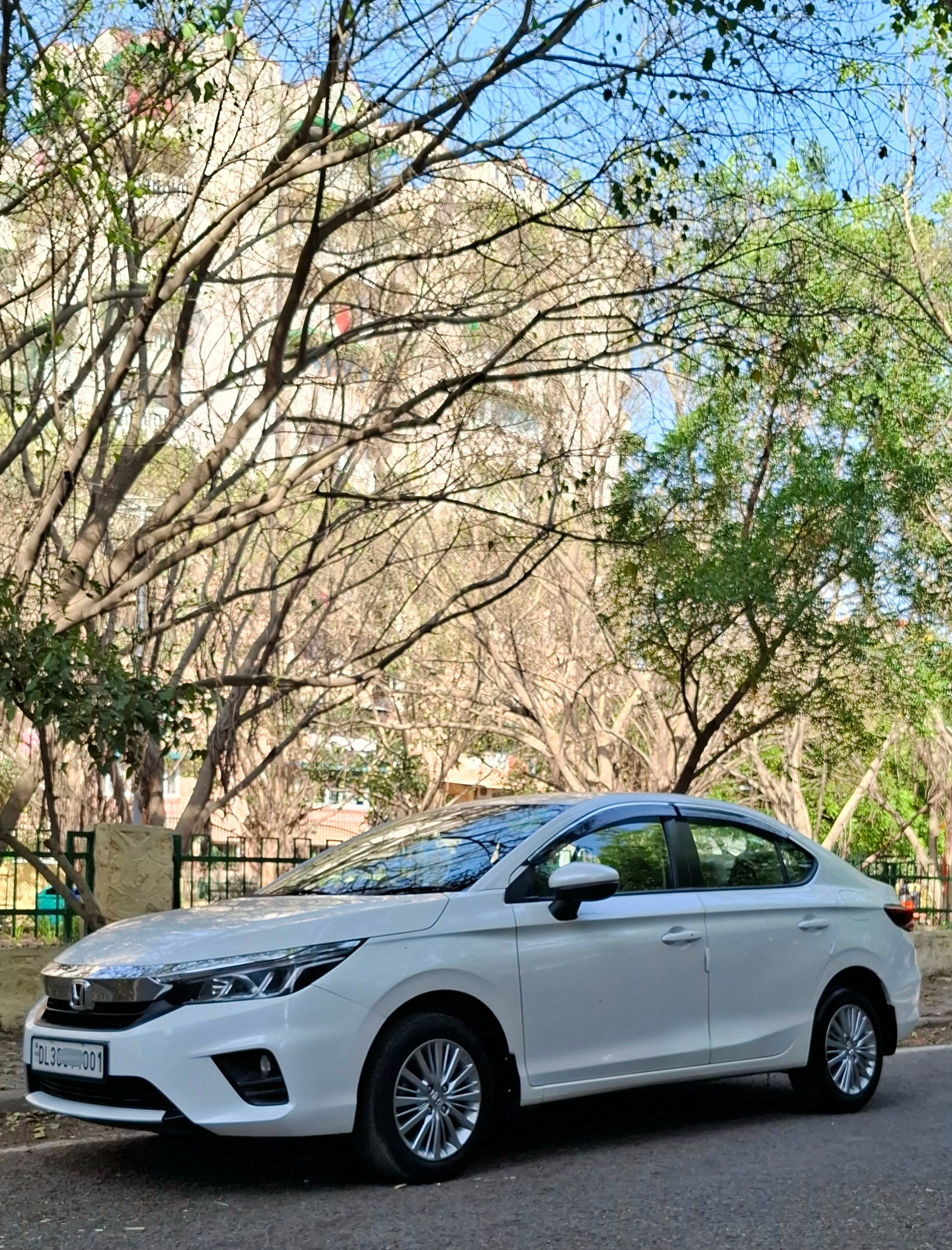 Buy Used Honda City V MT of 2021 model @ 8,55,000 INR in Delhi ...