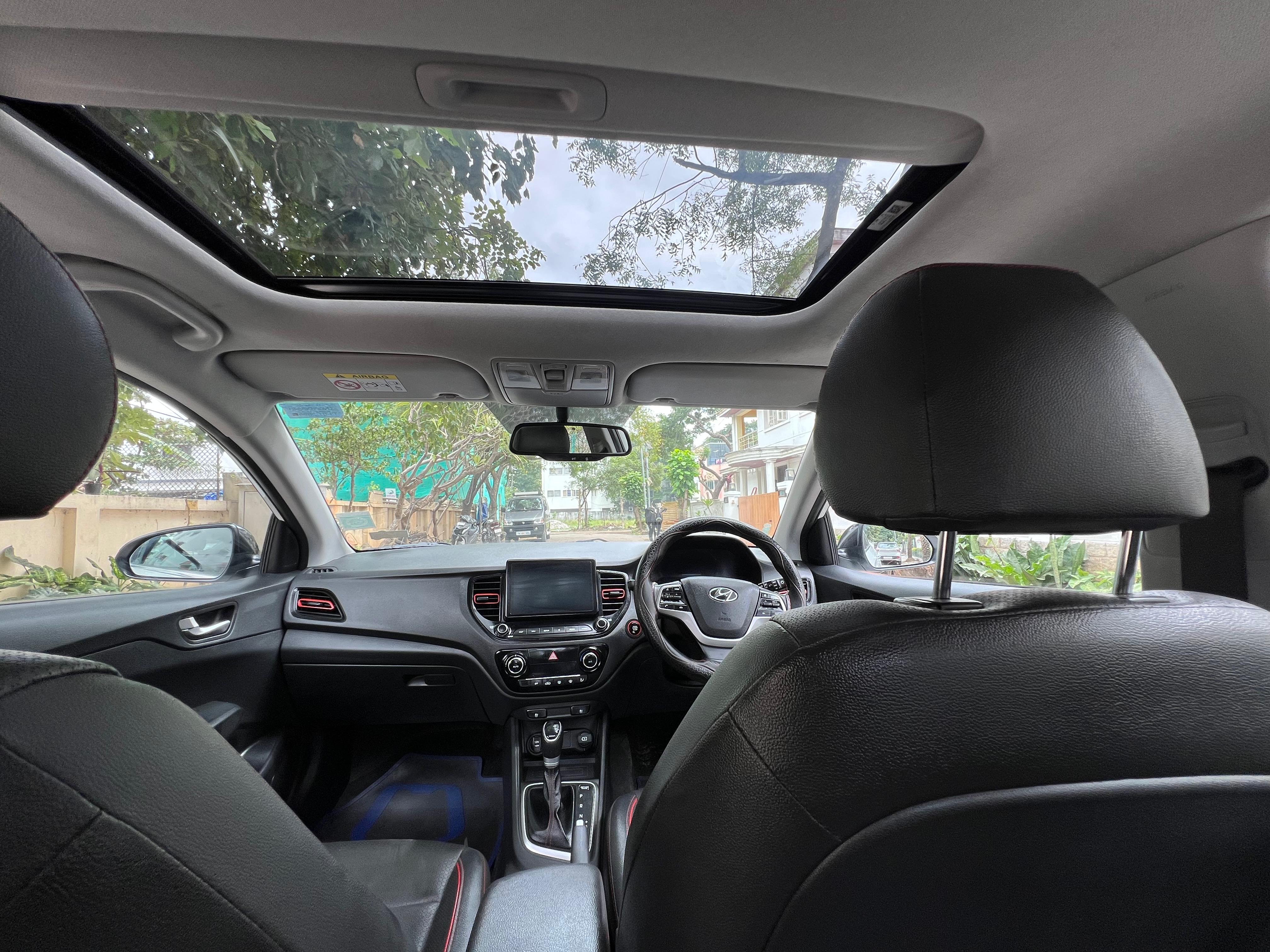 Buy Used Hyundai Verna SX Opt Turbo of 2022 model @ 10,99,999 INR in ...