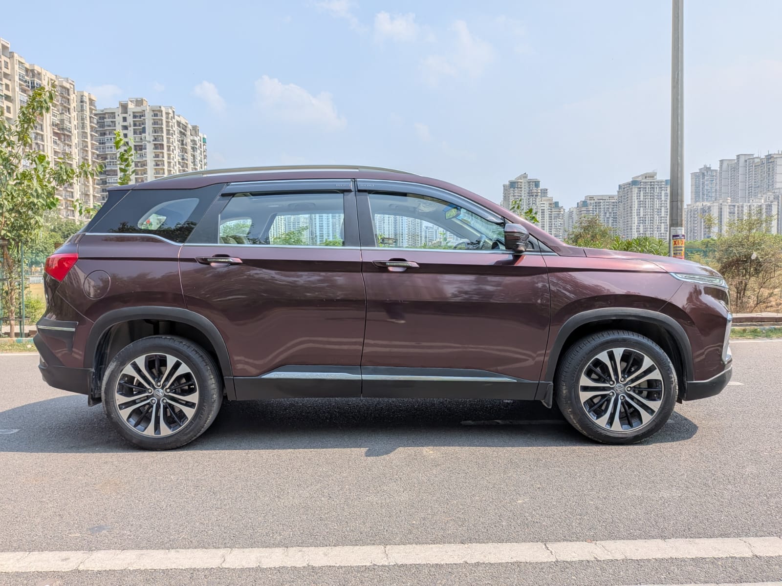 Buy Used MG Hector Sharp AT BSIV of 2021 model @ 10,95,000 INR in Noida ...