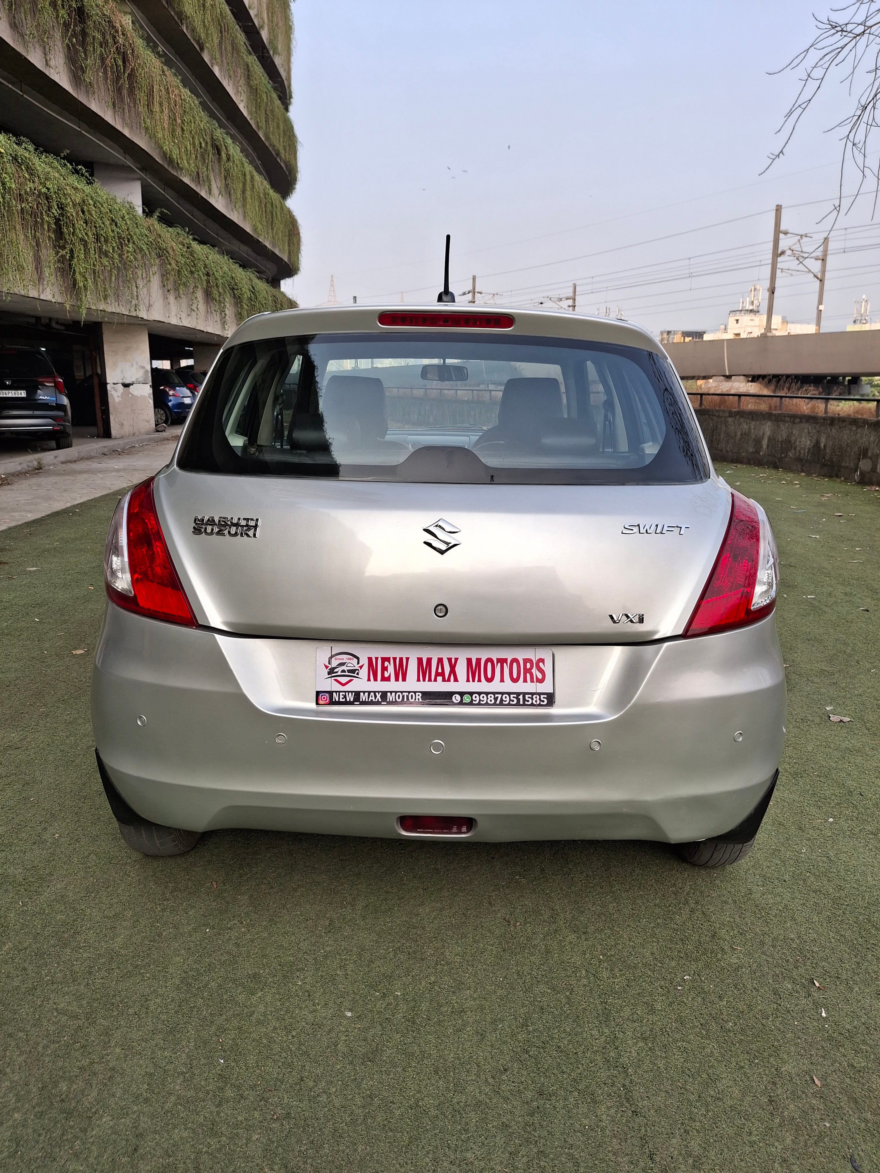 Buy Used Maruti Swift VXI of 2013 model @ 3,25,000 INR in Mumbai ...
