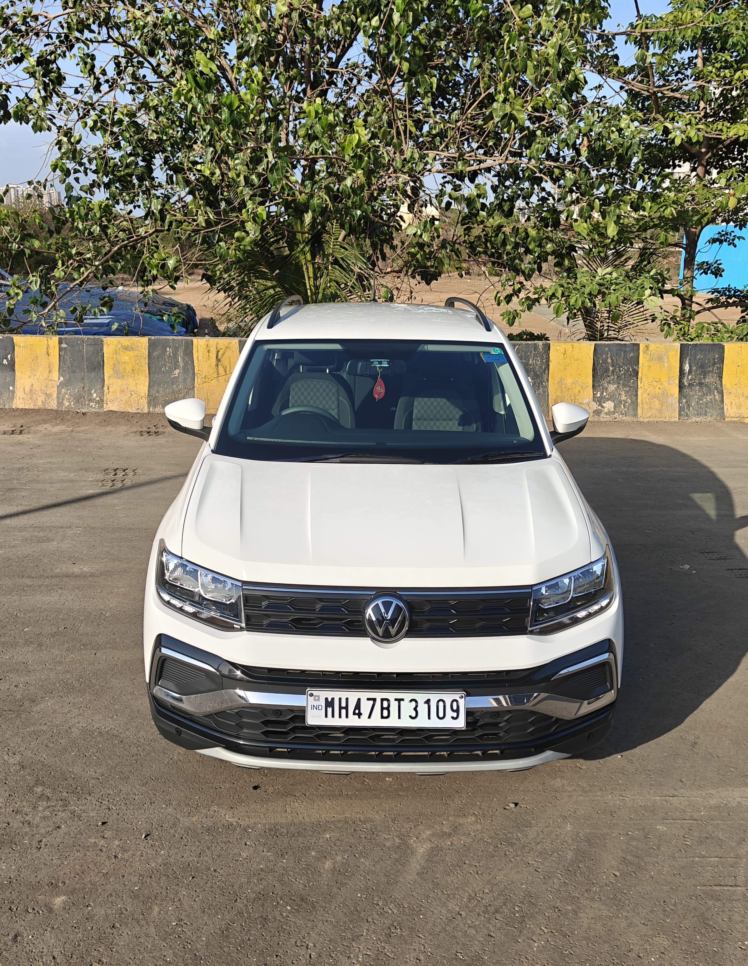 Used 2024 Volkswagen Taigun 999 cc Petrol Manual Car in Mumbai at ₹10. ...