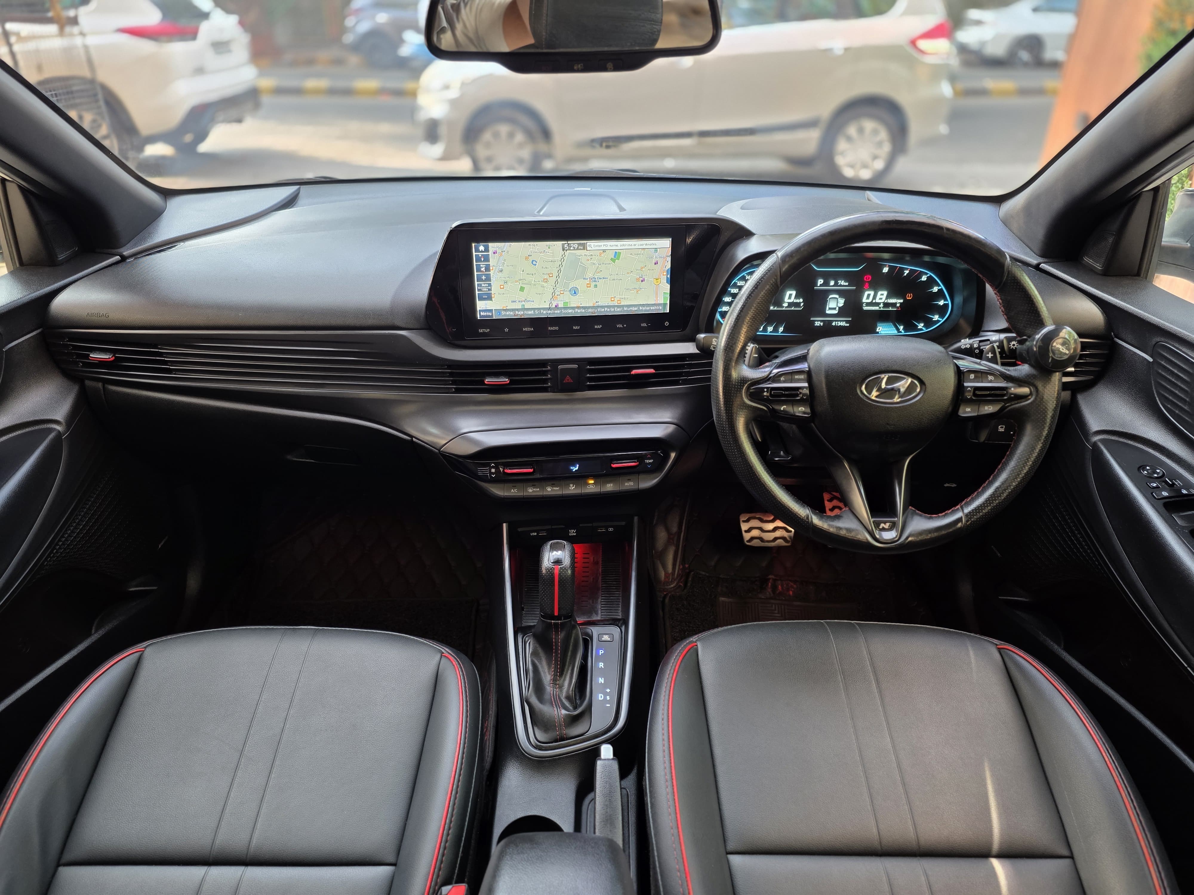 Buy Used Hyundai i20 Asta Turbo DCT of 2023 model @ 9,50,000 INR in ...
