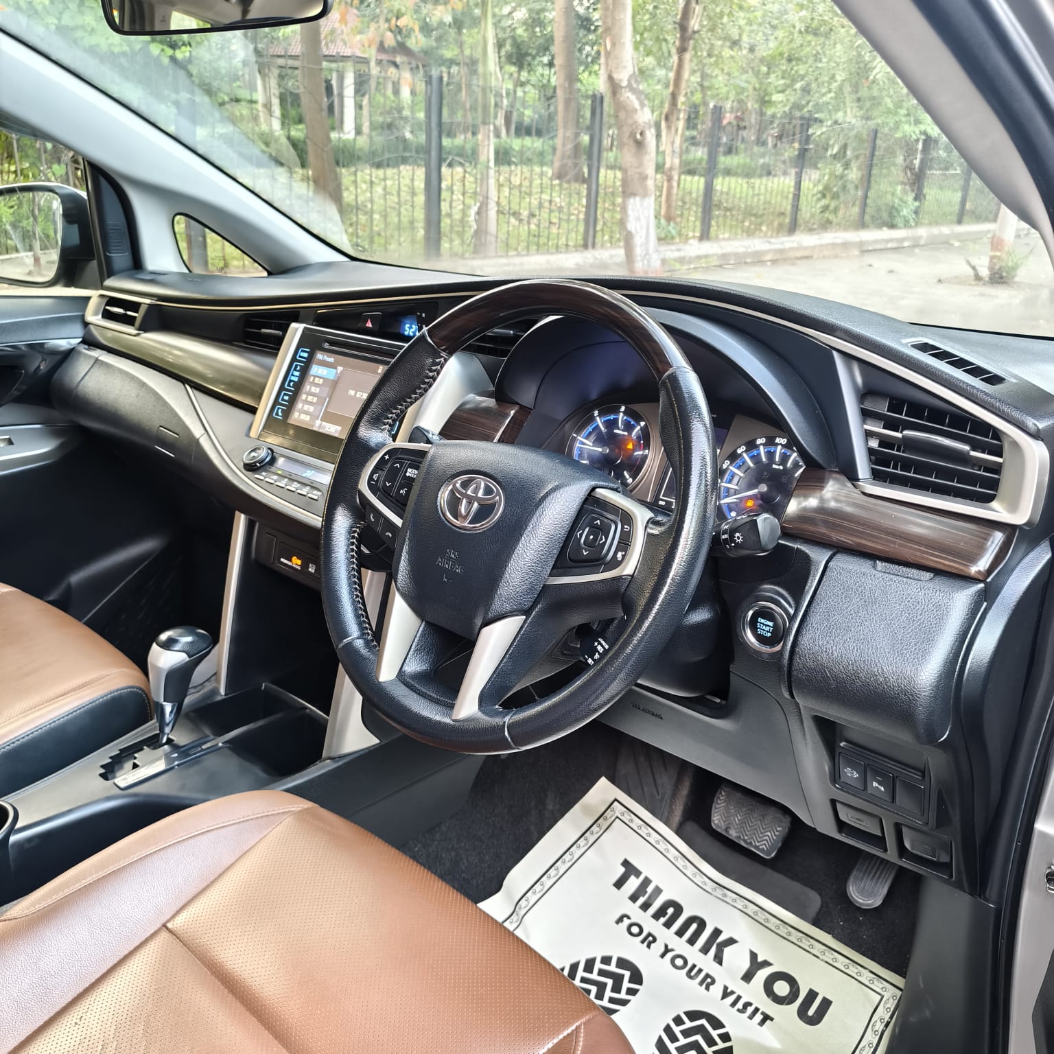 Buy Used Toyota Innova Crysta 2.4 ZX 7 STR AT of 2020 model @ 21,45,000 INR in Mumbai - 4936991 ...